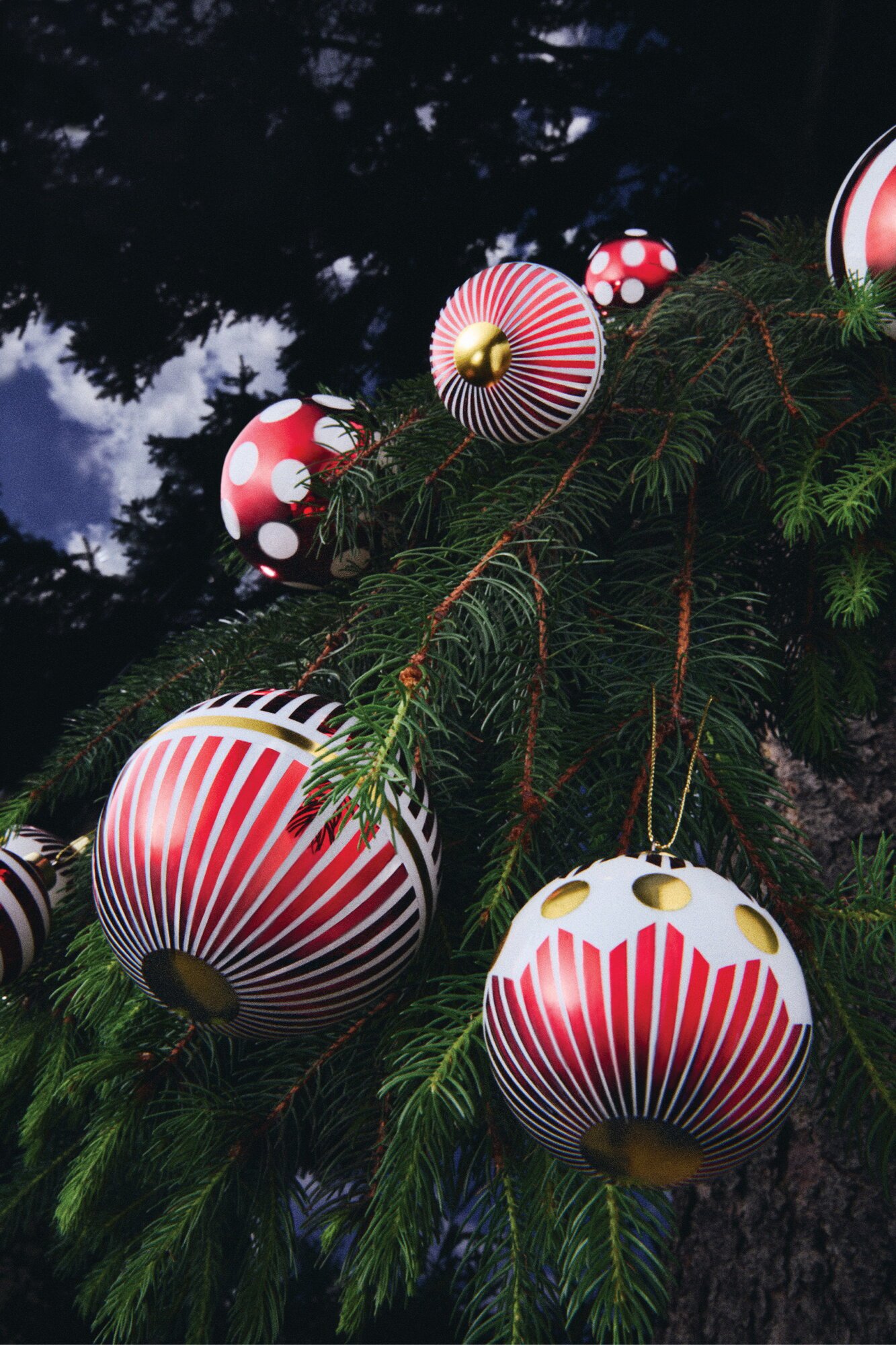 Alessi Delight bauble, 6 cm, set 2, white - red - gold | Finnish Design ...