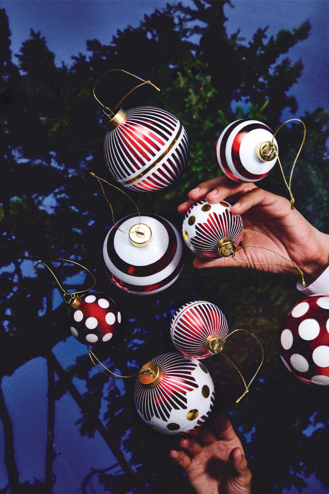 Alessi Delight bauble, 6 cm, set 2, white - red - gold | Finnish Design ...