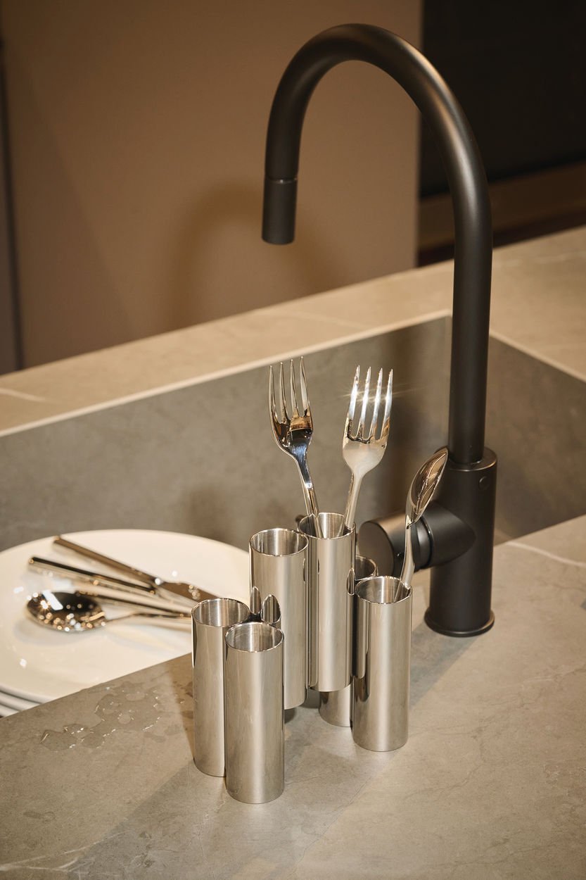 Alessi Canale aterinteline, ruostumaton teräs | Finnish Design Shop