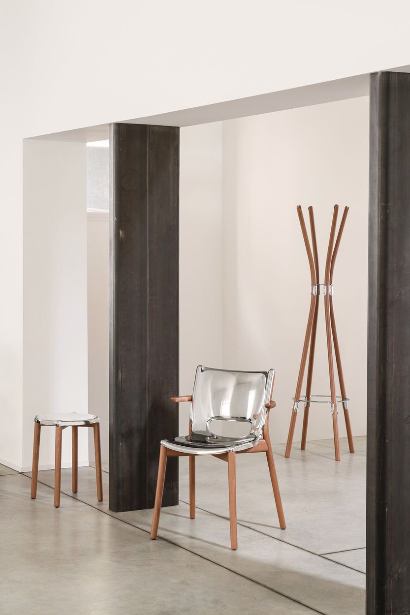 Alessi Poêle arm chair, brown beech - mirror polished steel | Finnish ...