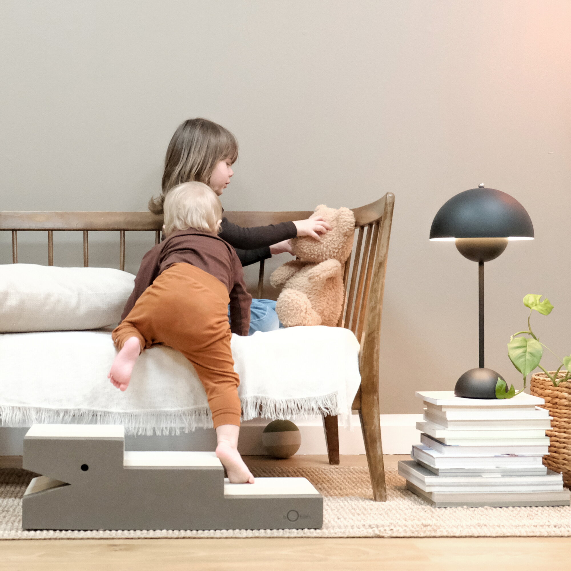 bObles Crocodile, sand grey | Finnish Design Shop