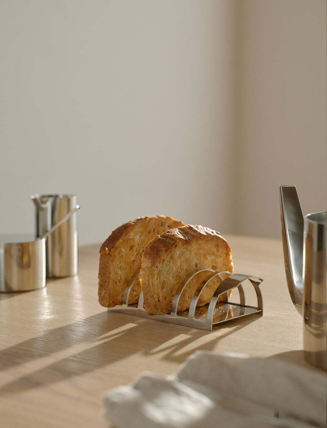 Stelton Arne Jacobsen toast rack, steel | Finnish Design Shop