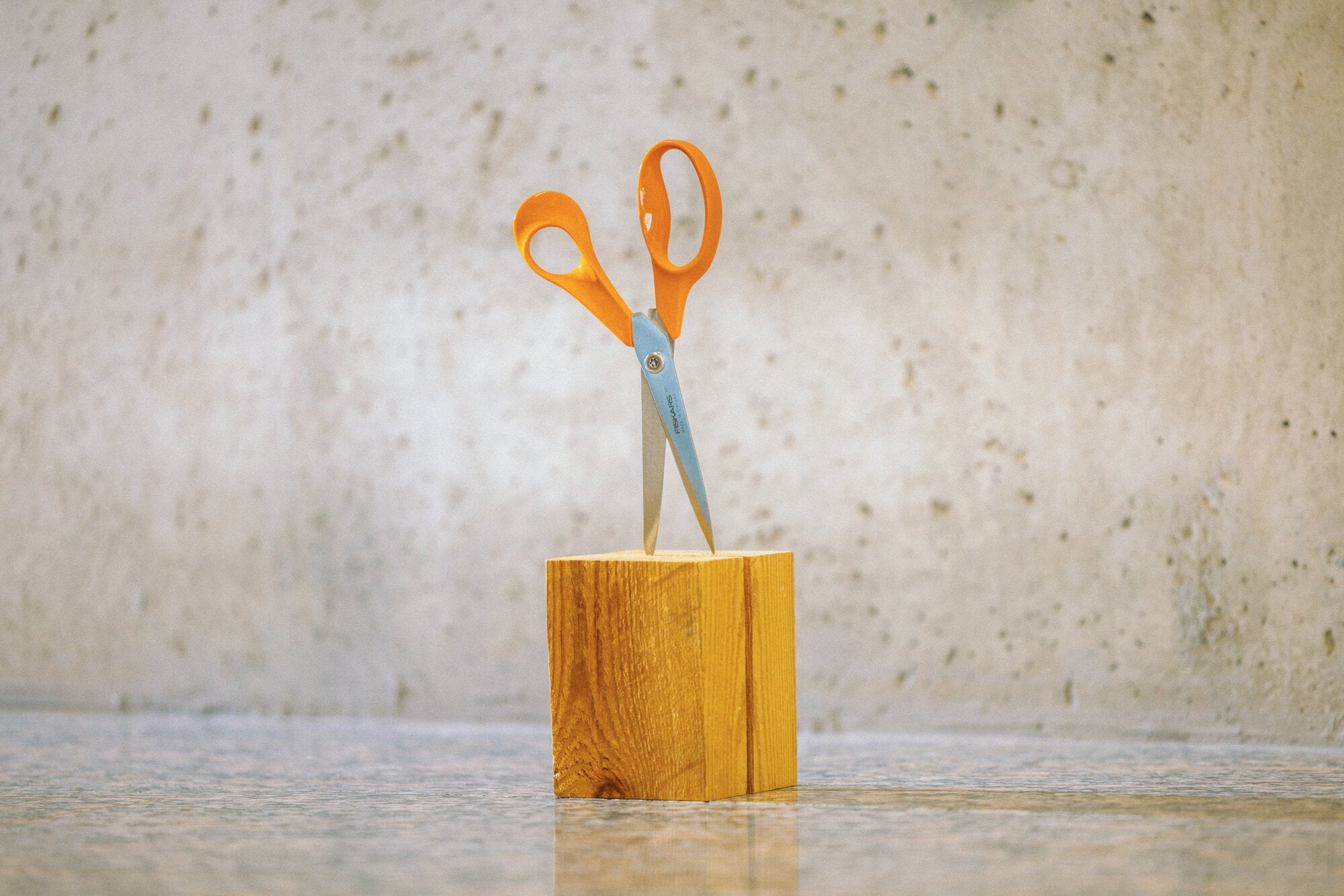 Fiskars Classic universal scissors, 21 cm, fixing | Finnish Design Shop