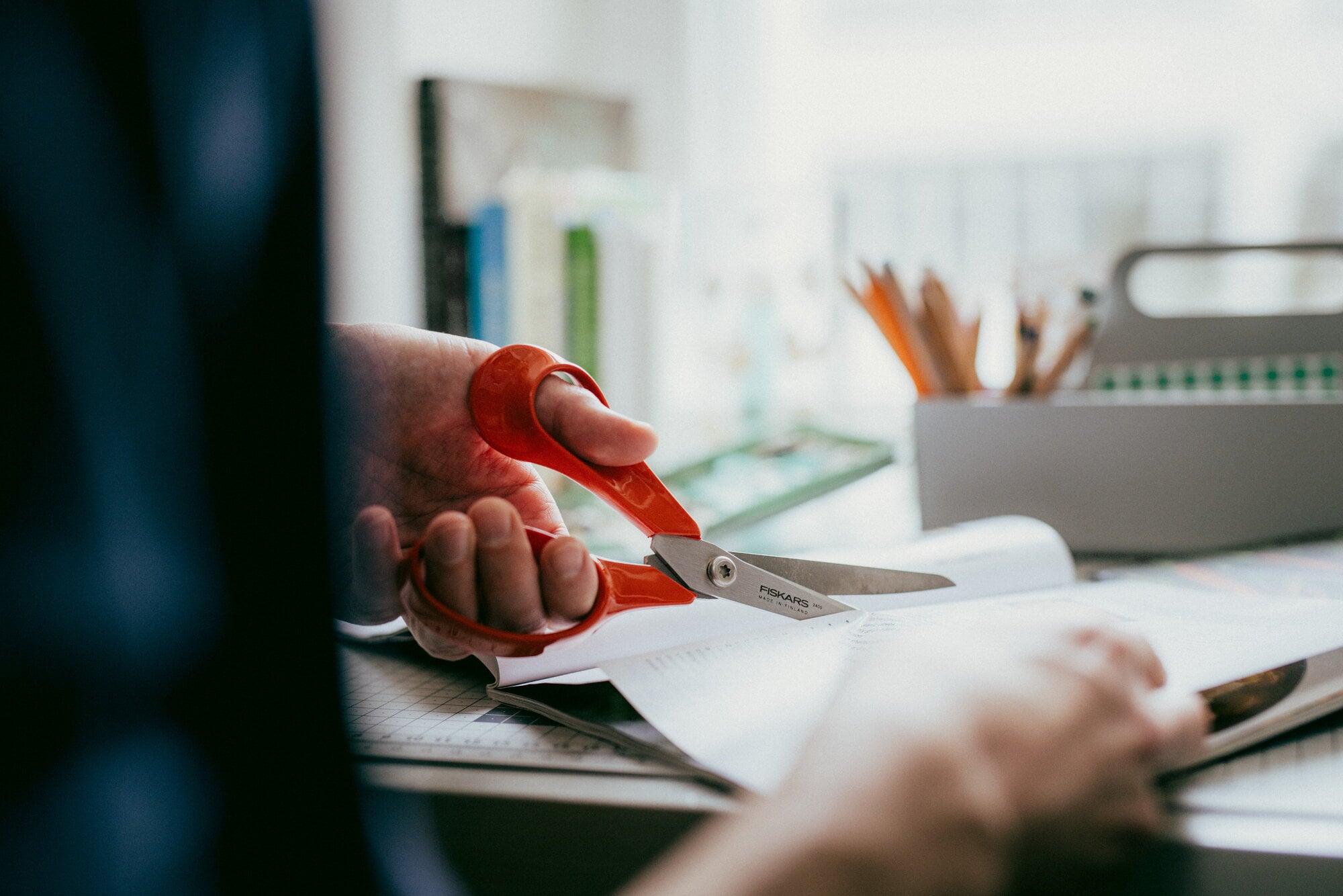 Fiskars Classic universal scissors, 21 cm, left hand, creative ...