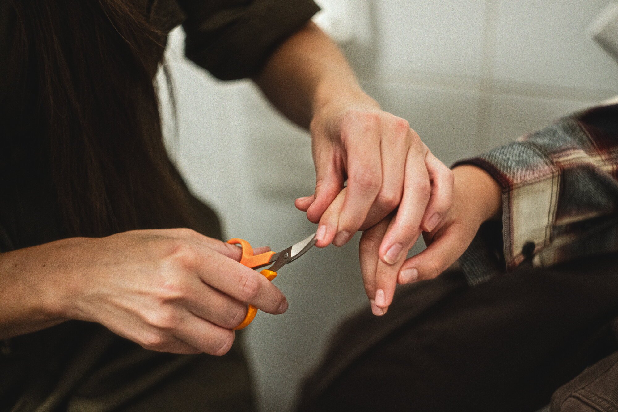 Fiskars Classic curved manicure scissors, 10 cm | Finnish Design Shop