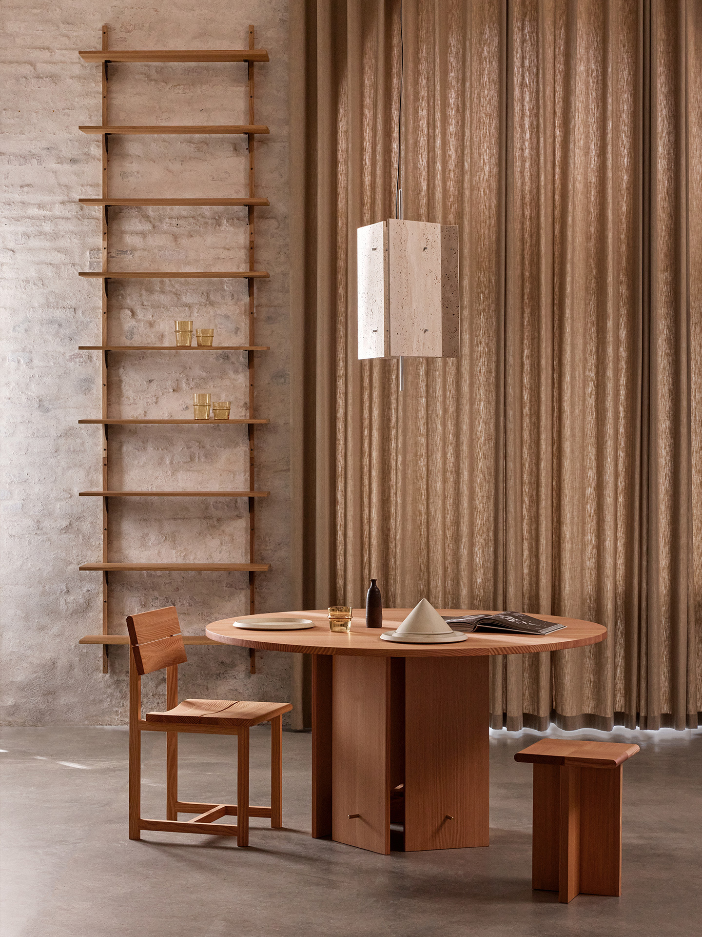 Ferm Living Aukko dining table, 140 cm, Douglas fir | Finnish Design Shop