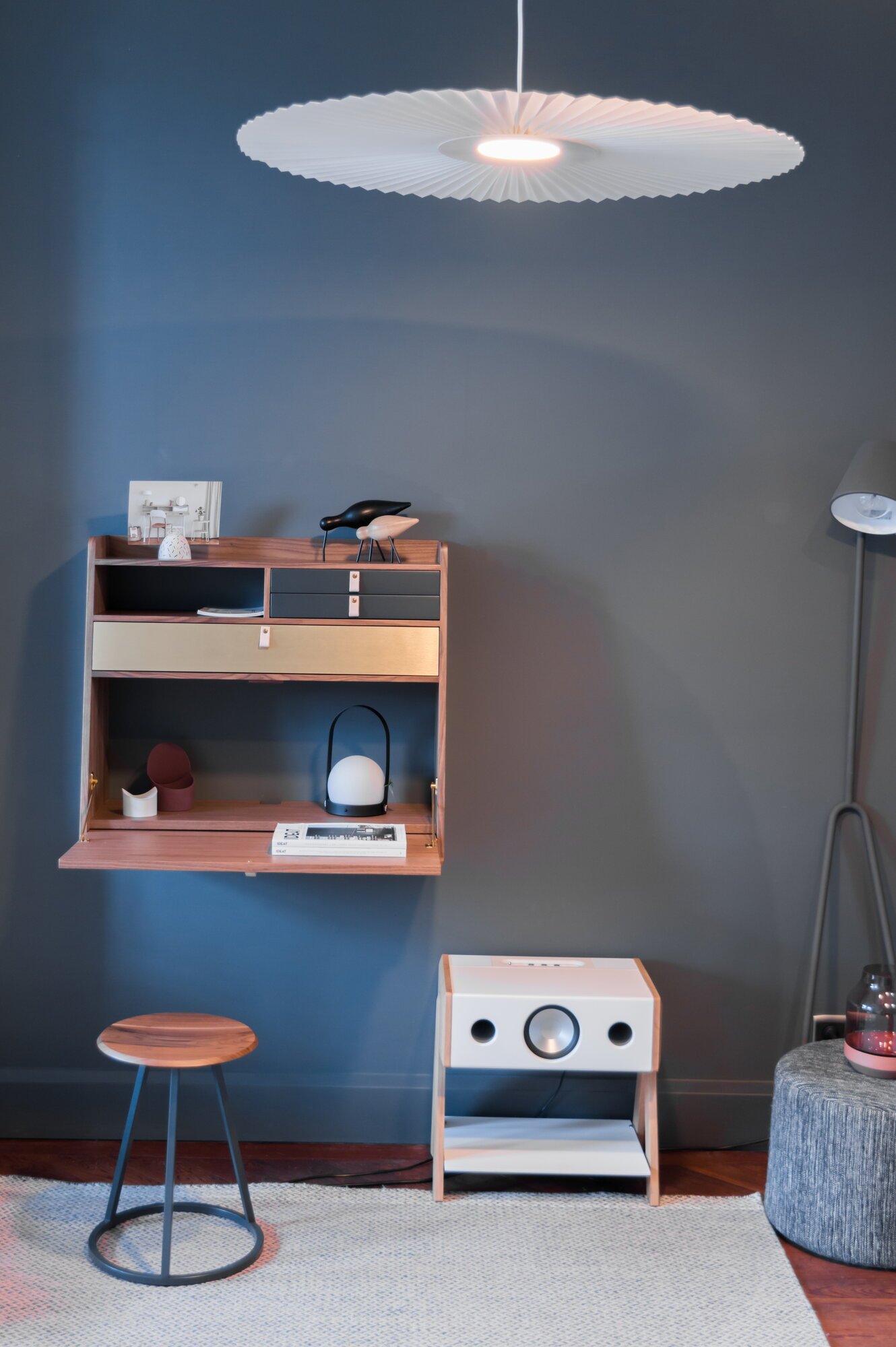 Hartô Gaston wall desk, 80 cm, oak - light grey - dark grey | Finnish ...