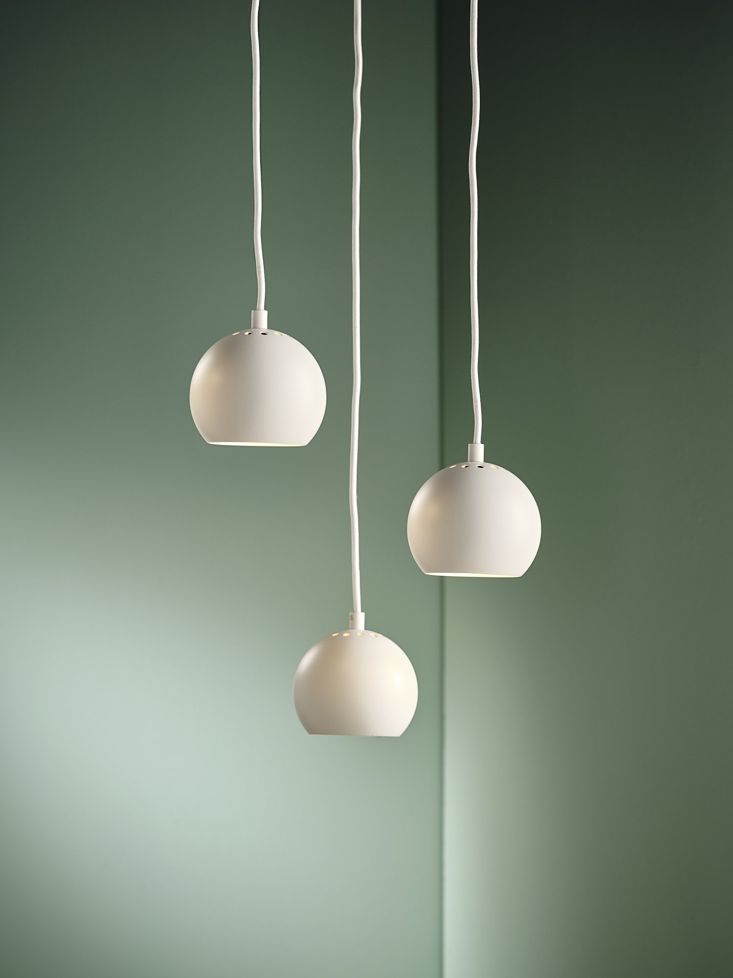 Frandsen Ball pendant, 12 cm, matt white | Finnish Design Shop