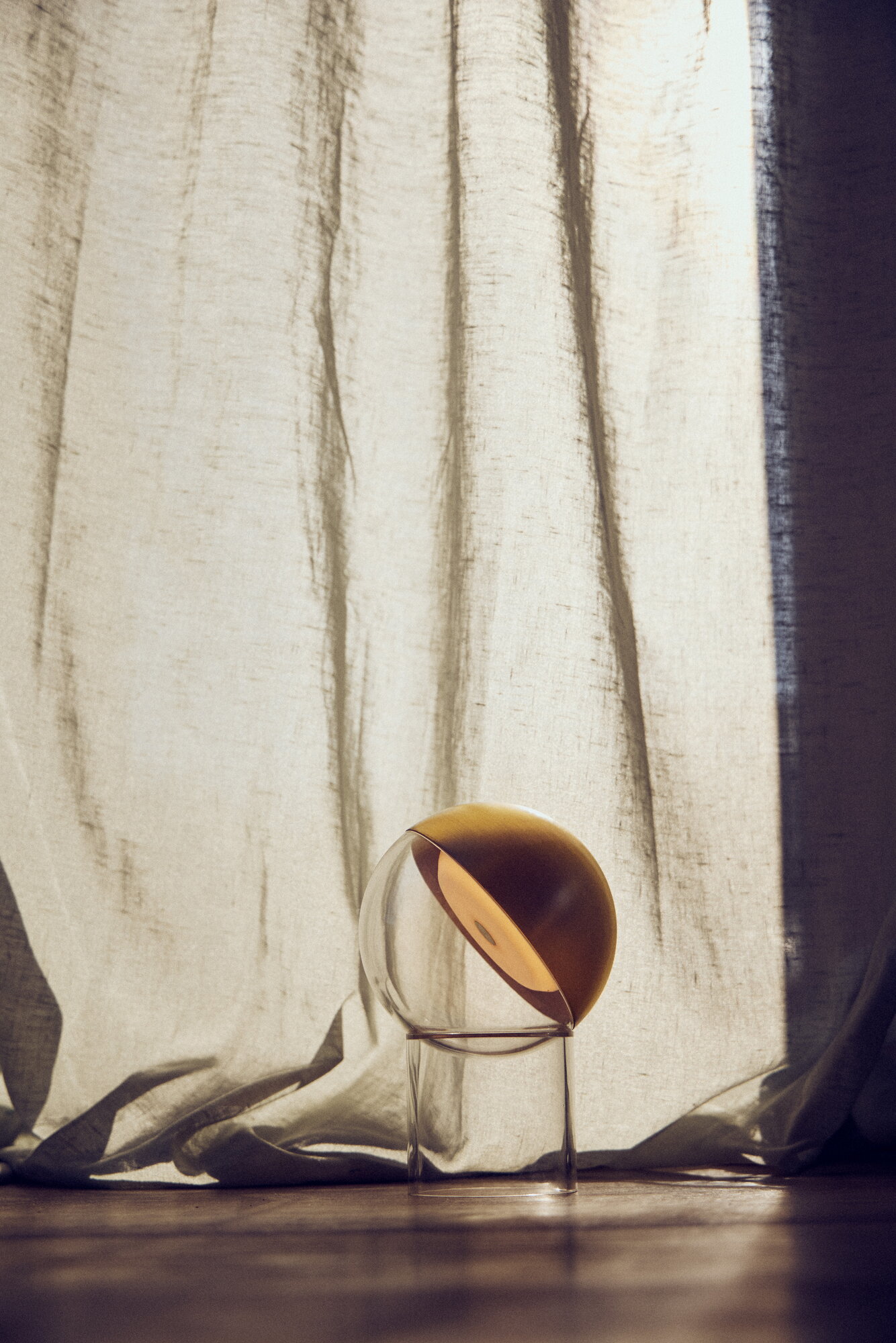 Frandsen Pila portable table lamp, solid brass | Finnish Design Shop