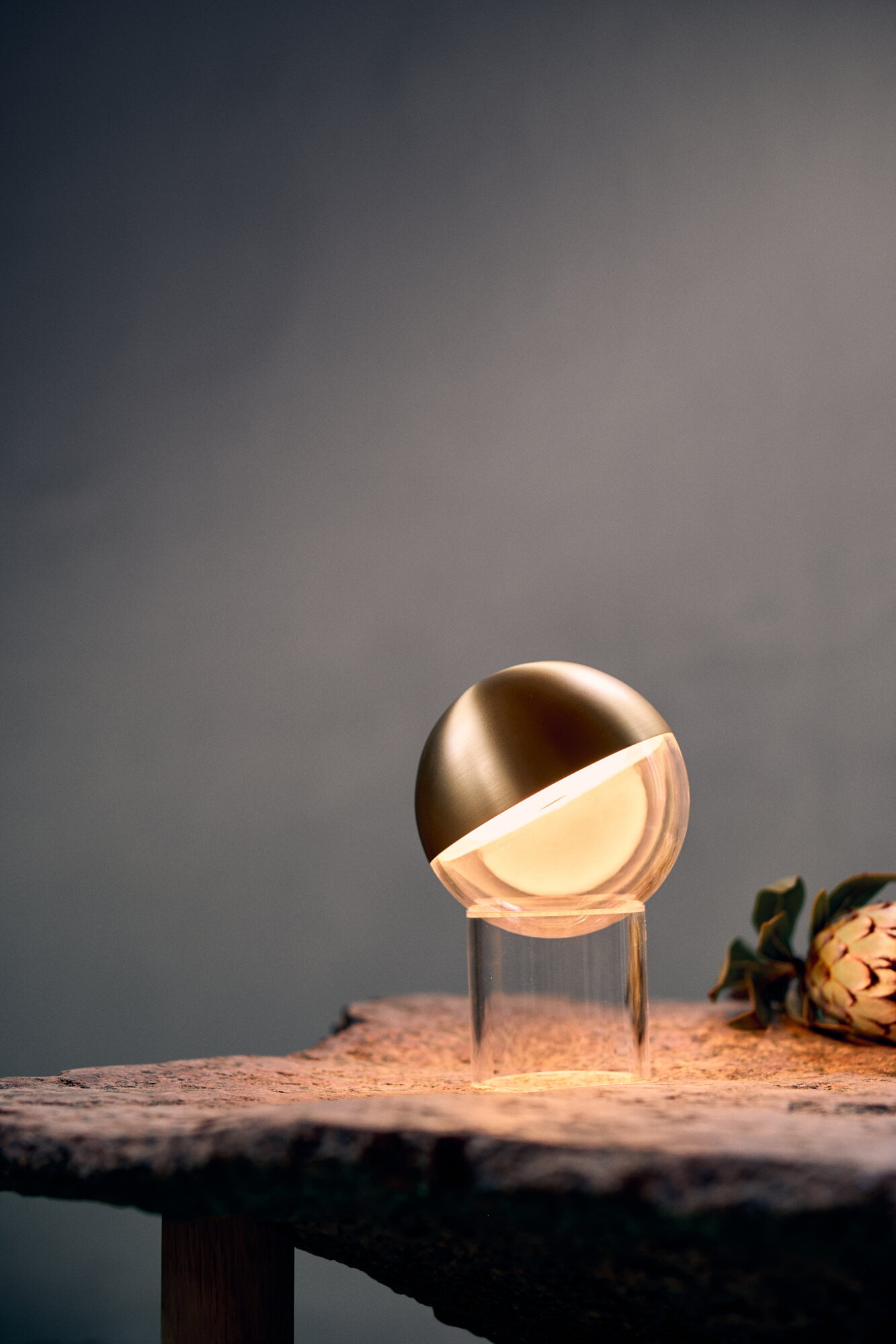 Frandsen Pila portable table lamp, solid brass | Finnish Design Shop
