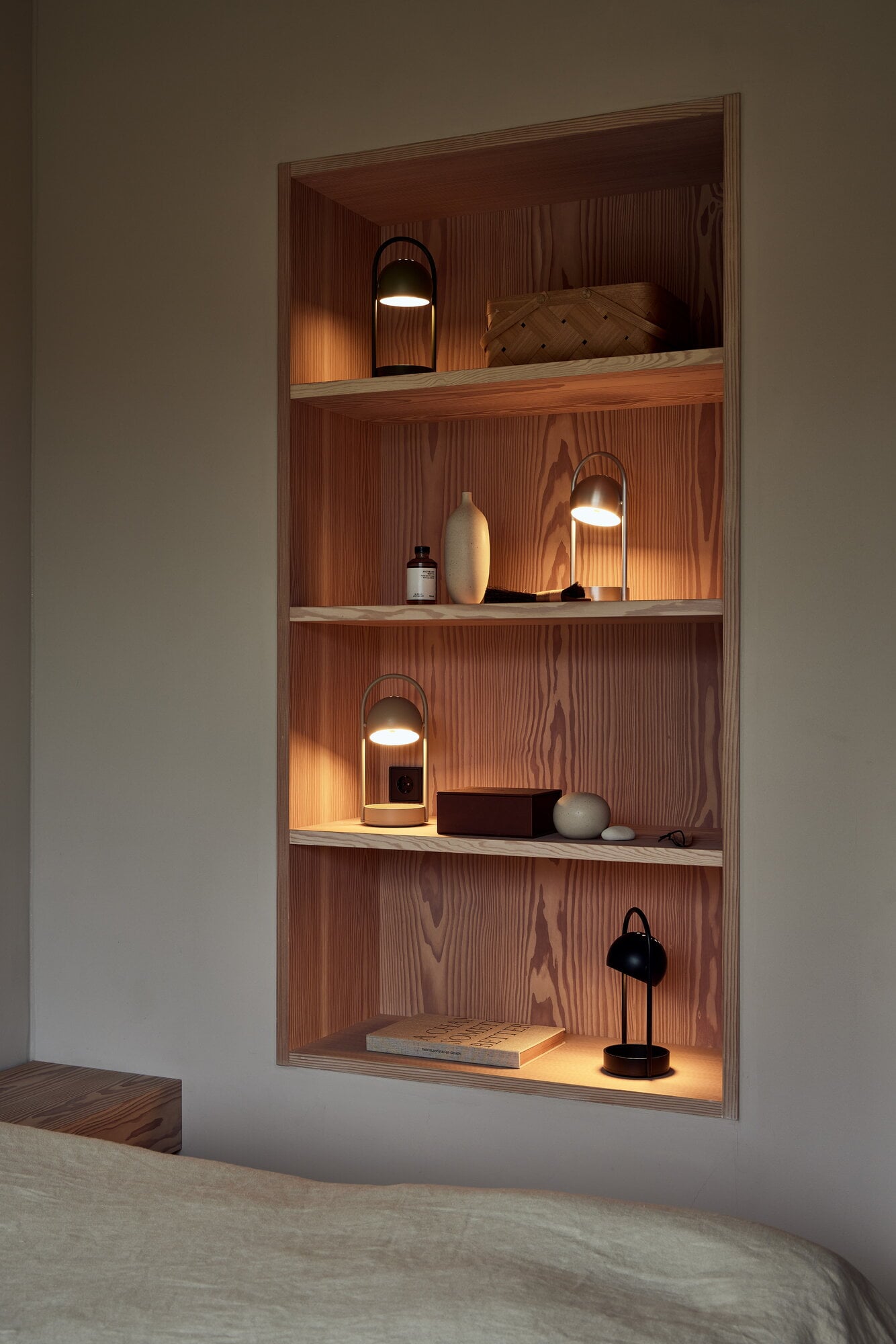 Frandsen Ball portable table lamp, brushed aluminium | Finnish Design Shop