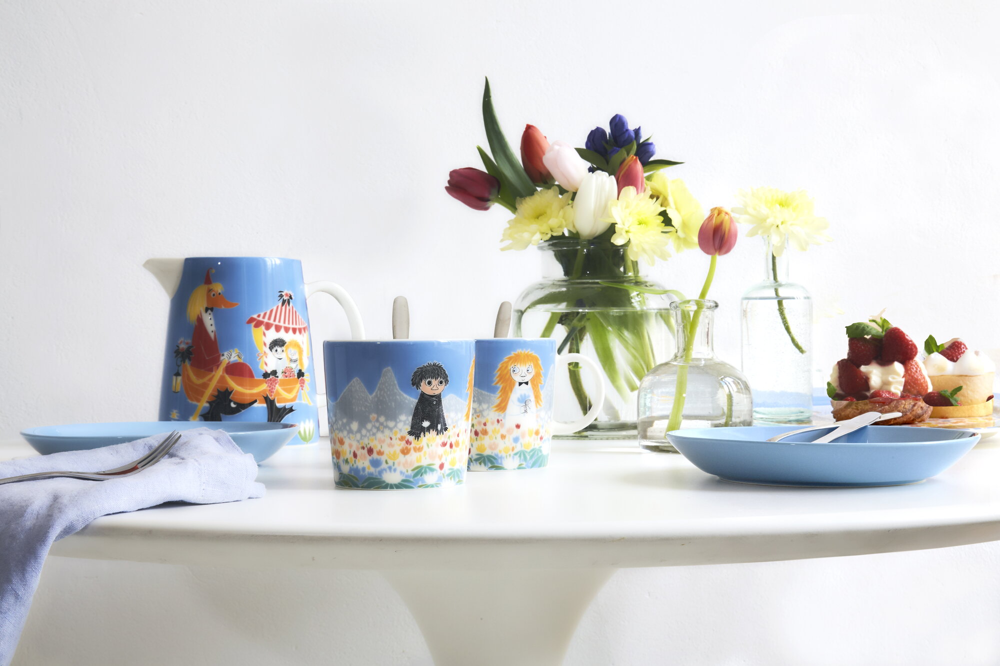 Moomin Arabia Moomin mug, Friendship | Finnish Design Shop