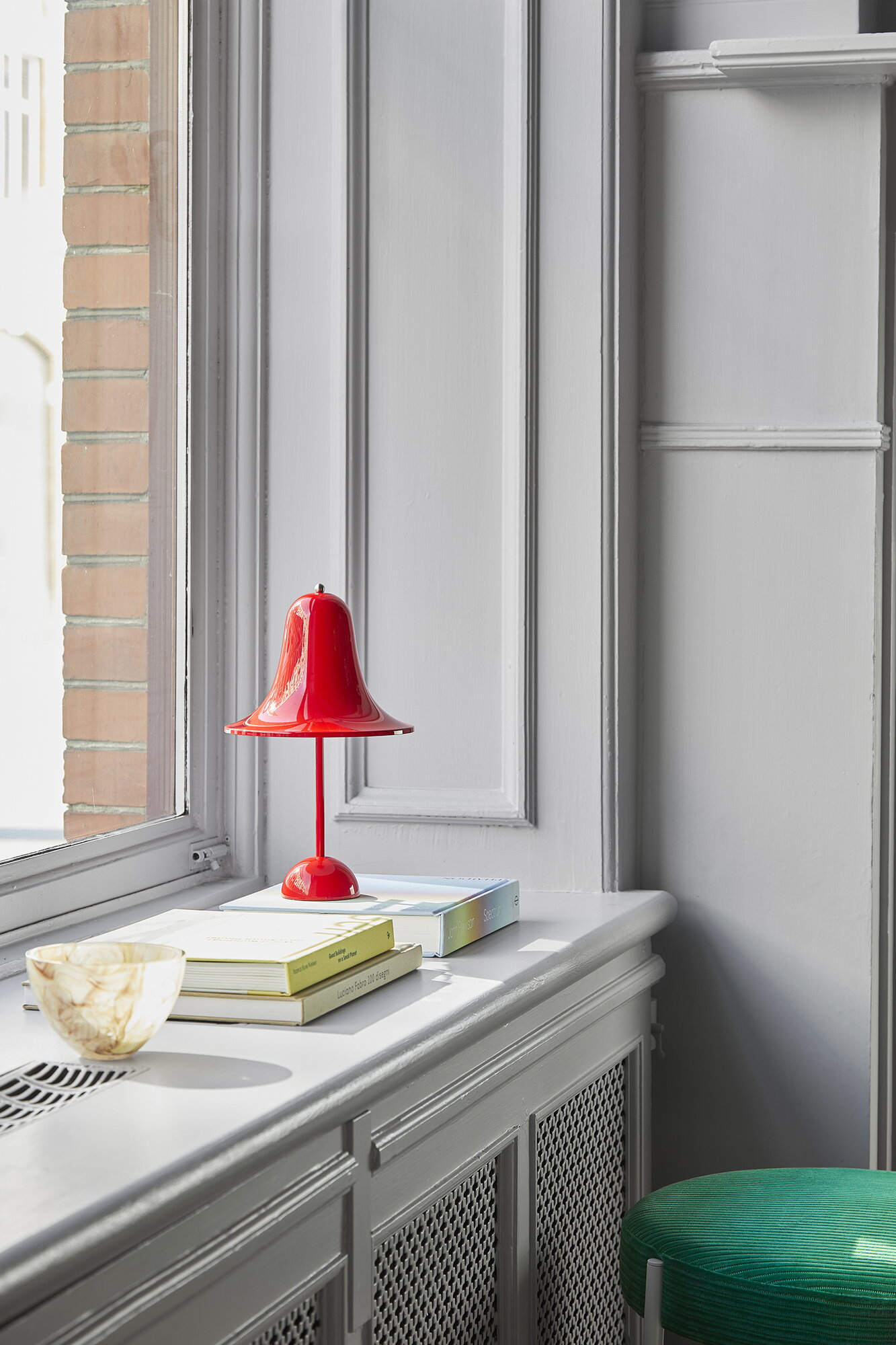 Verpan Pantop Portable table lamp 18 cm, bright red | Finnish Design Shop