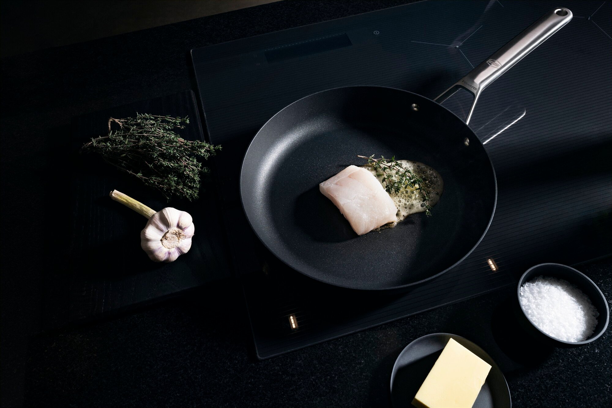 Fiskars Taiten frying pan, 28 cm | Finnish Design Shop