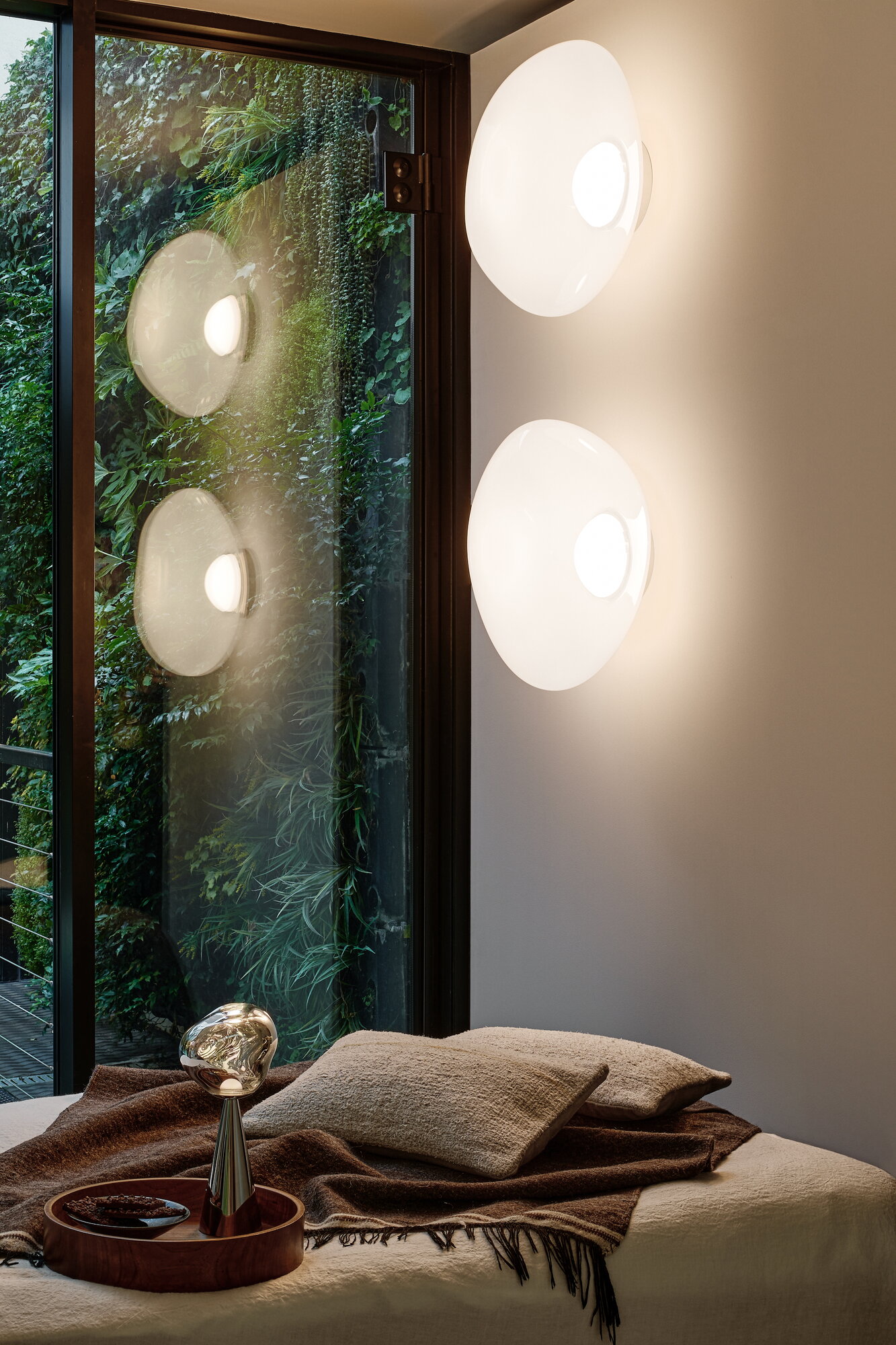 Tom Dixon Melt Surface LED wall lamp, opal - silver | Finnish Design Shop