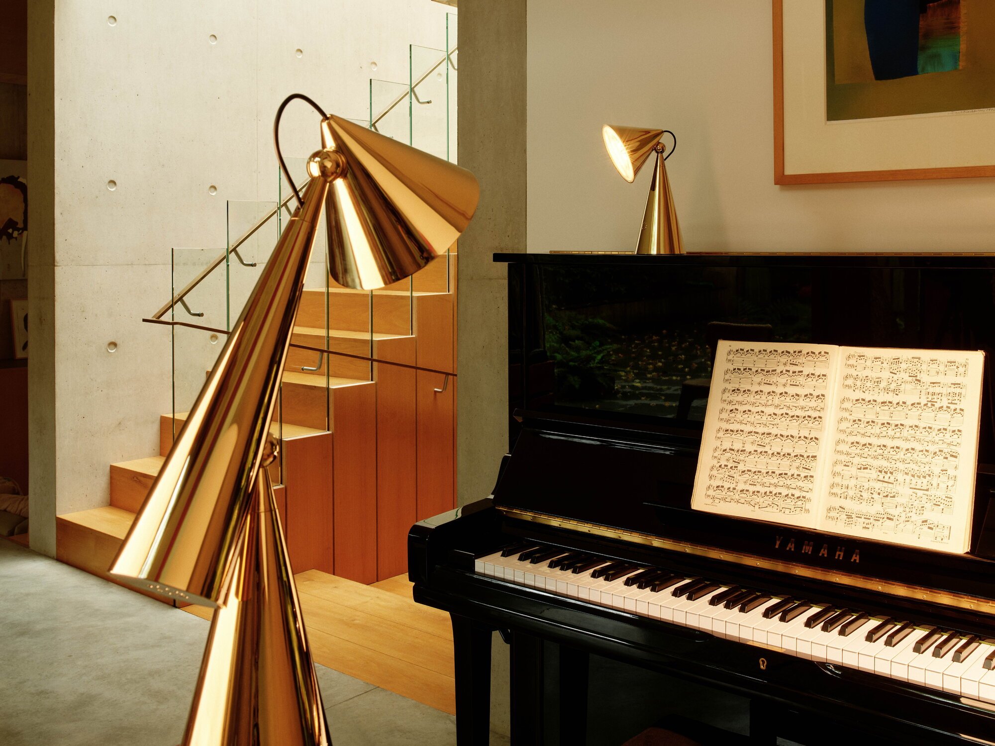 Tom Dixon Pose portable table lamp, gold | Finnish Design Shop