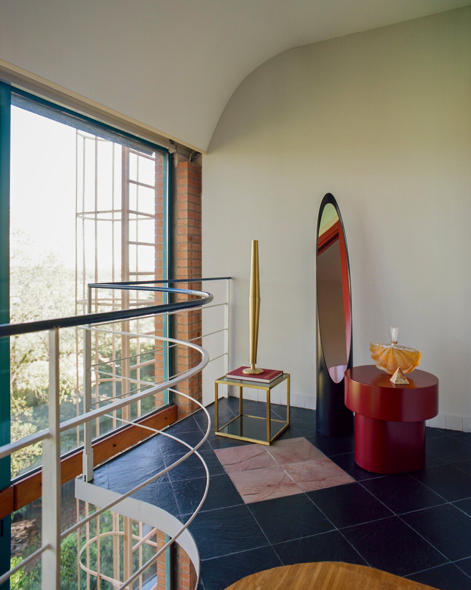 Hem Stump side table, 50 cm, wine red | Finnish Design Shop