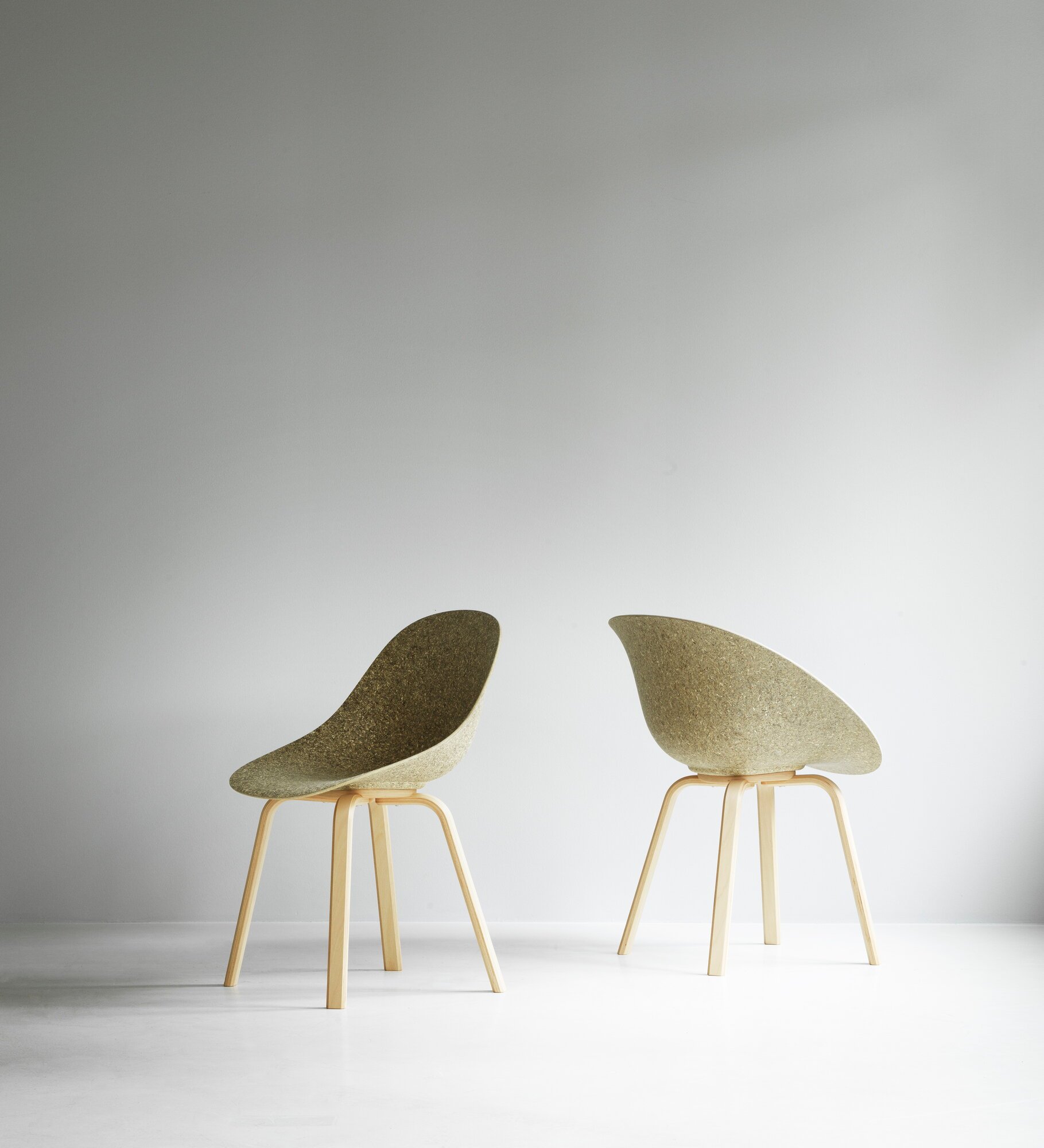 Normann Copenhagen Mat arm chair, beech - seaweed | Finnish Design Shop