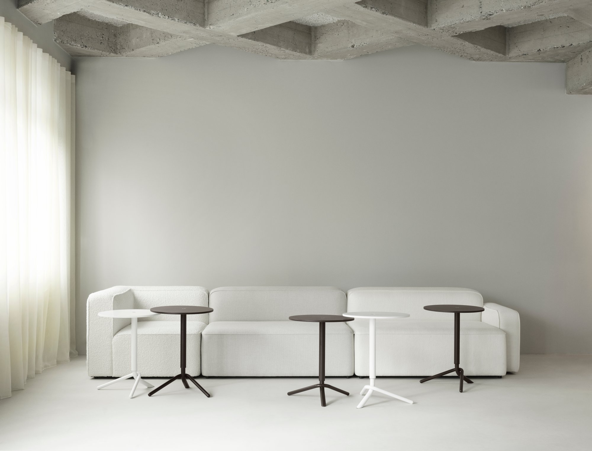 Normann Copenhagen Lift side table, dark brown | Finnish Design Shop