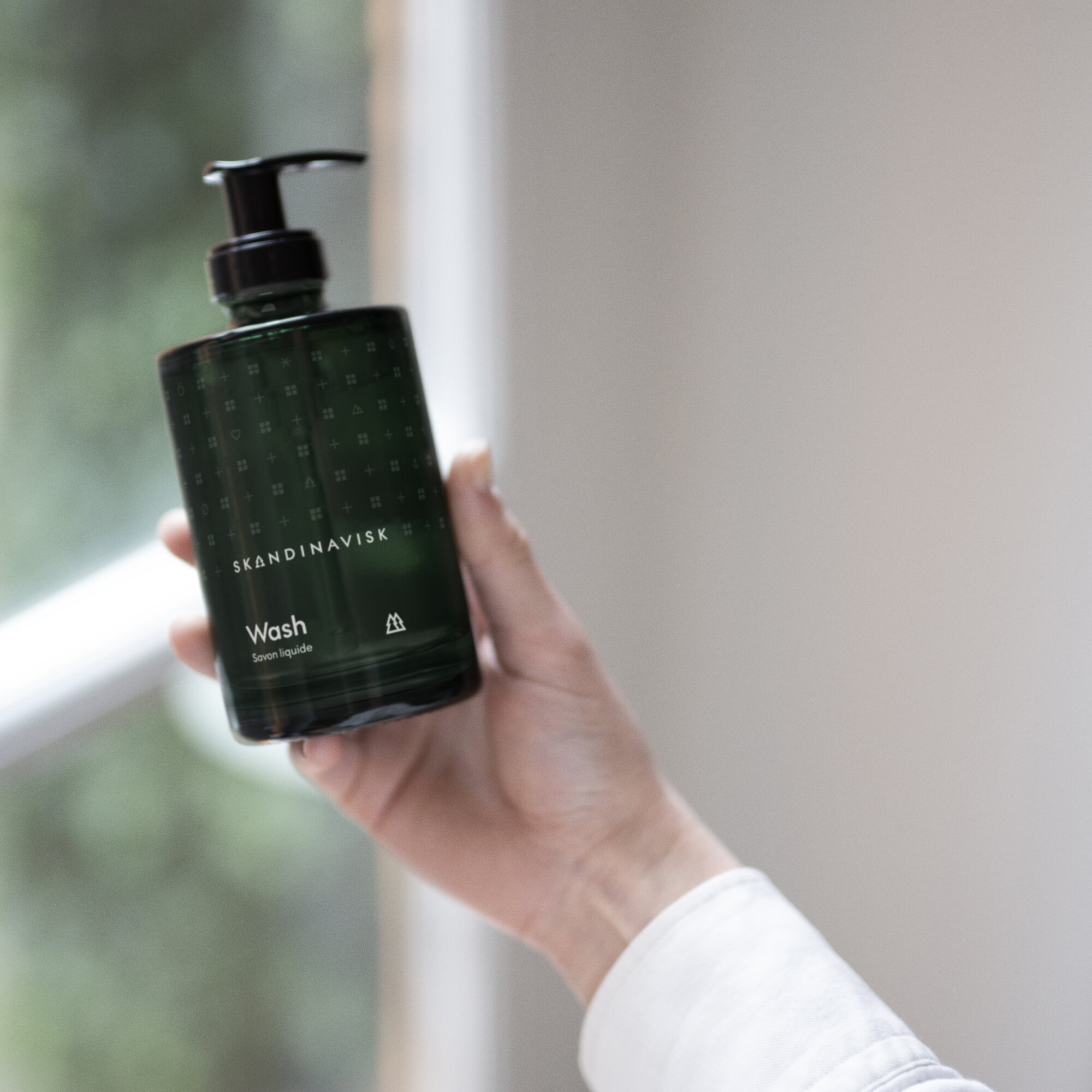 Skandinavisk Wash SKOG, glass bottle, 200 ml | Finnish Design Shop