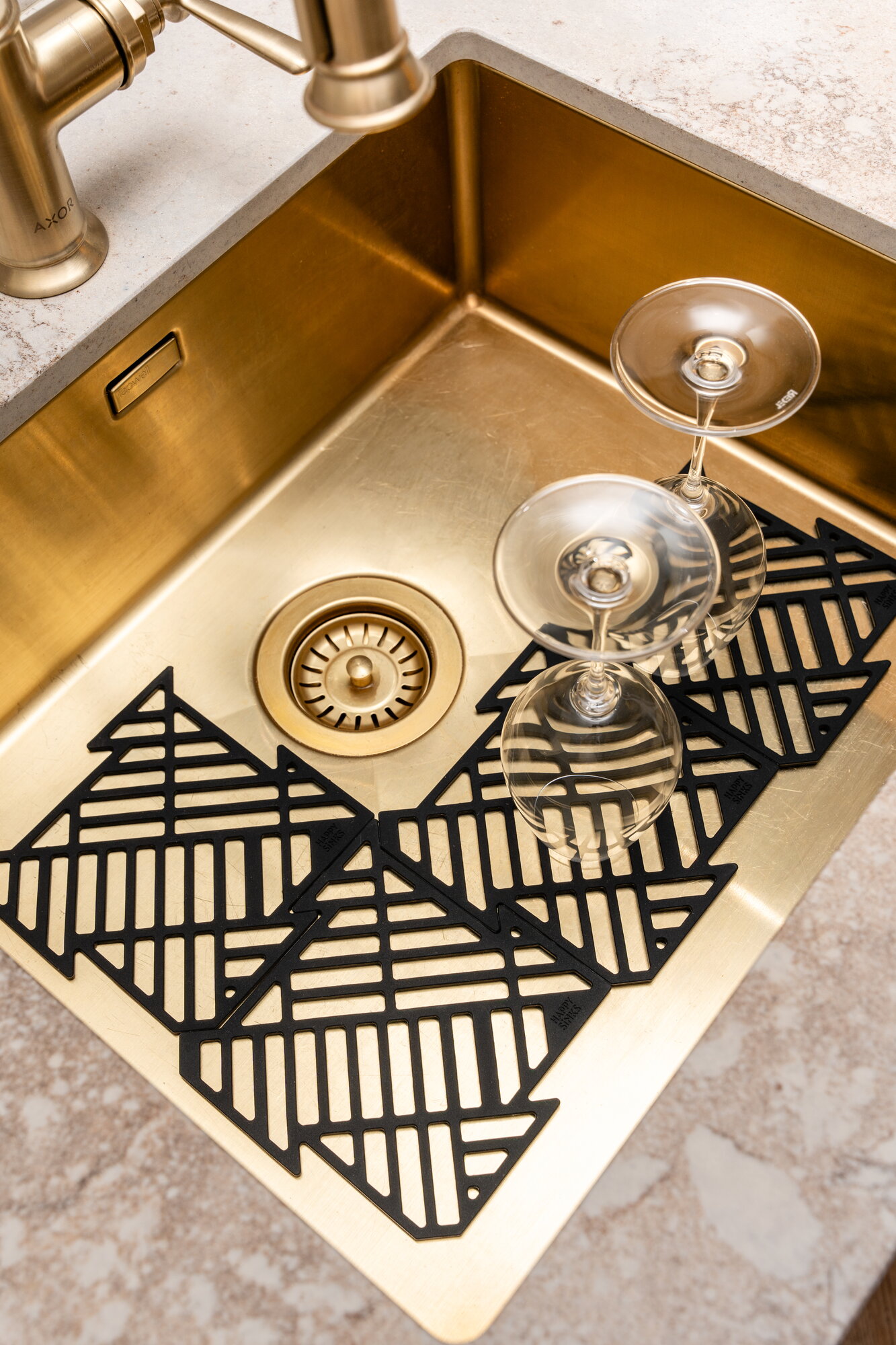 Happy Sinks Puzzle sink mat, 4 pcs, black | Finnish Design Shop
