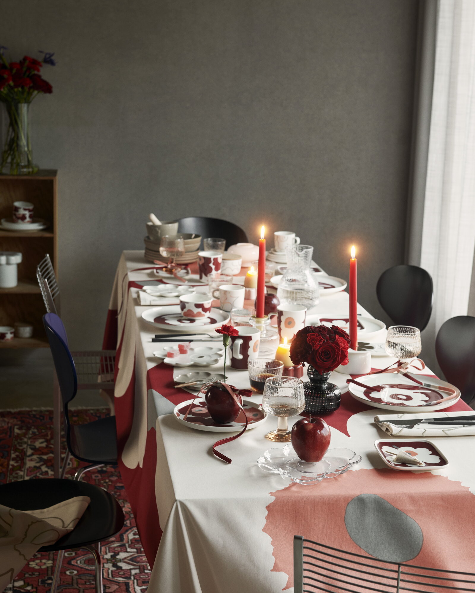 Marimekko Unikko lasilautanen, 20 cm, kirkas | Finnish Design Shop