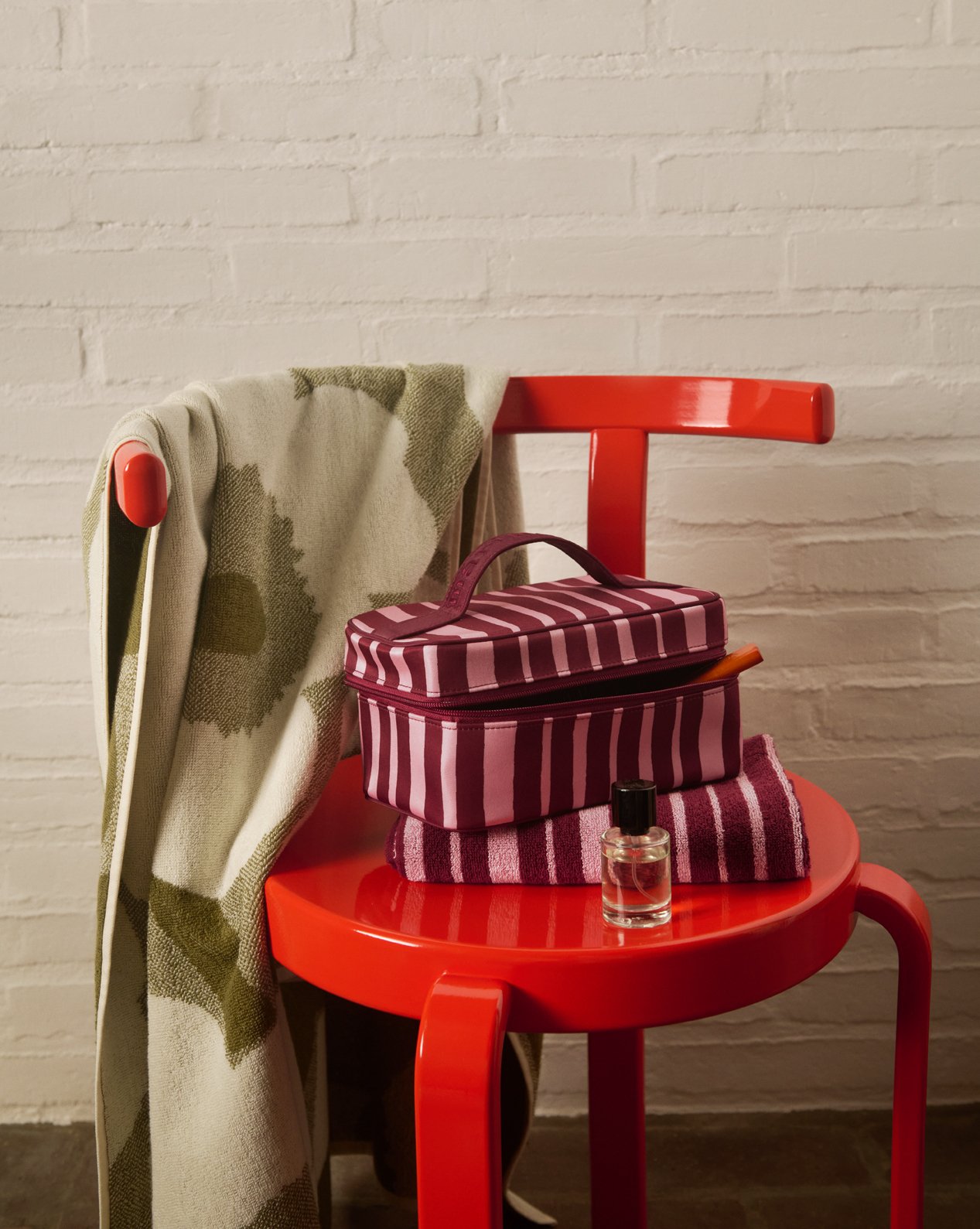 Marimekko Tutti Raide trousse de maquillage, bordeaux - rose clair ...