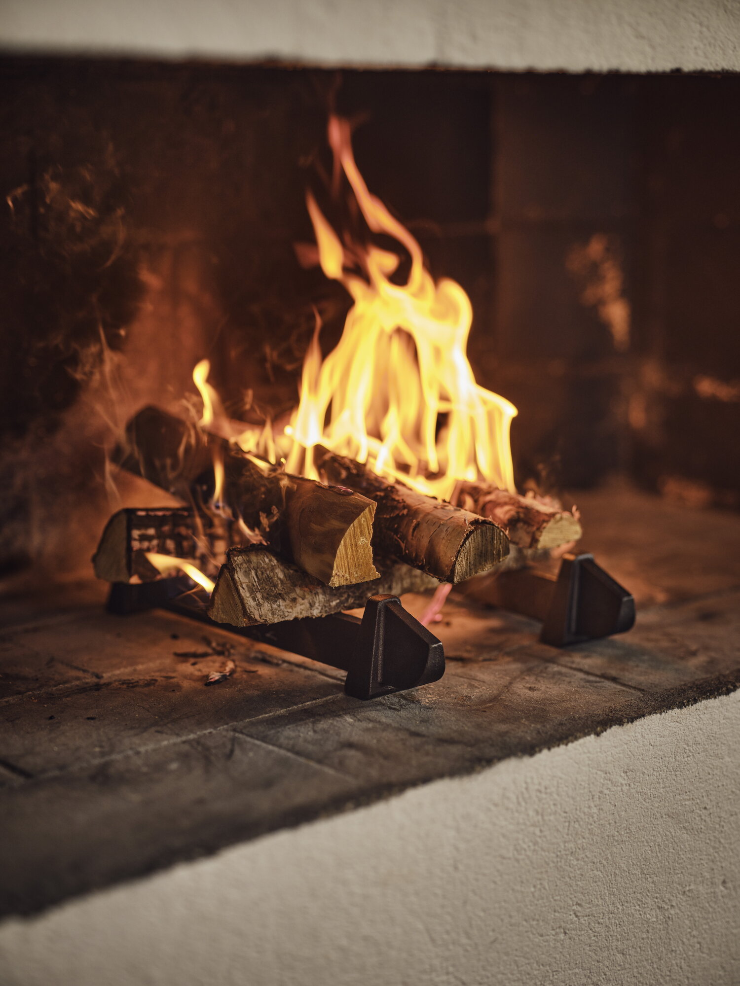 Korbo Fire-works fire dogs, black | Finnish Design Shop