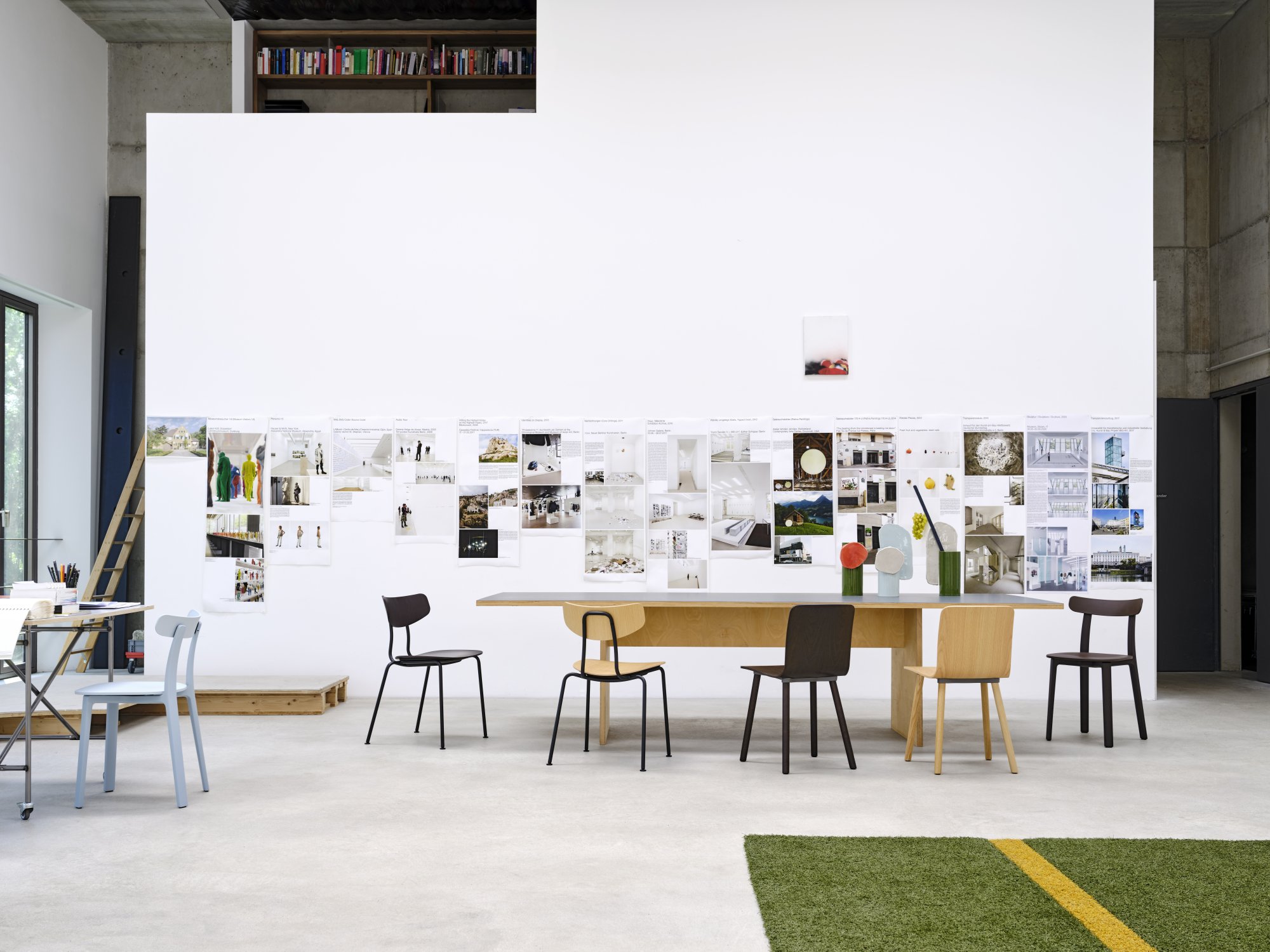 Vitra Moca chair, dark stained oak - basic dark | Finnish Design Shop