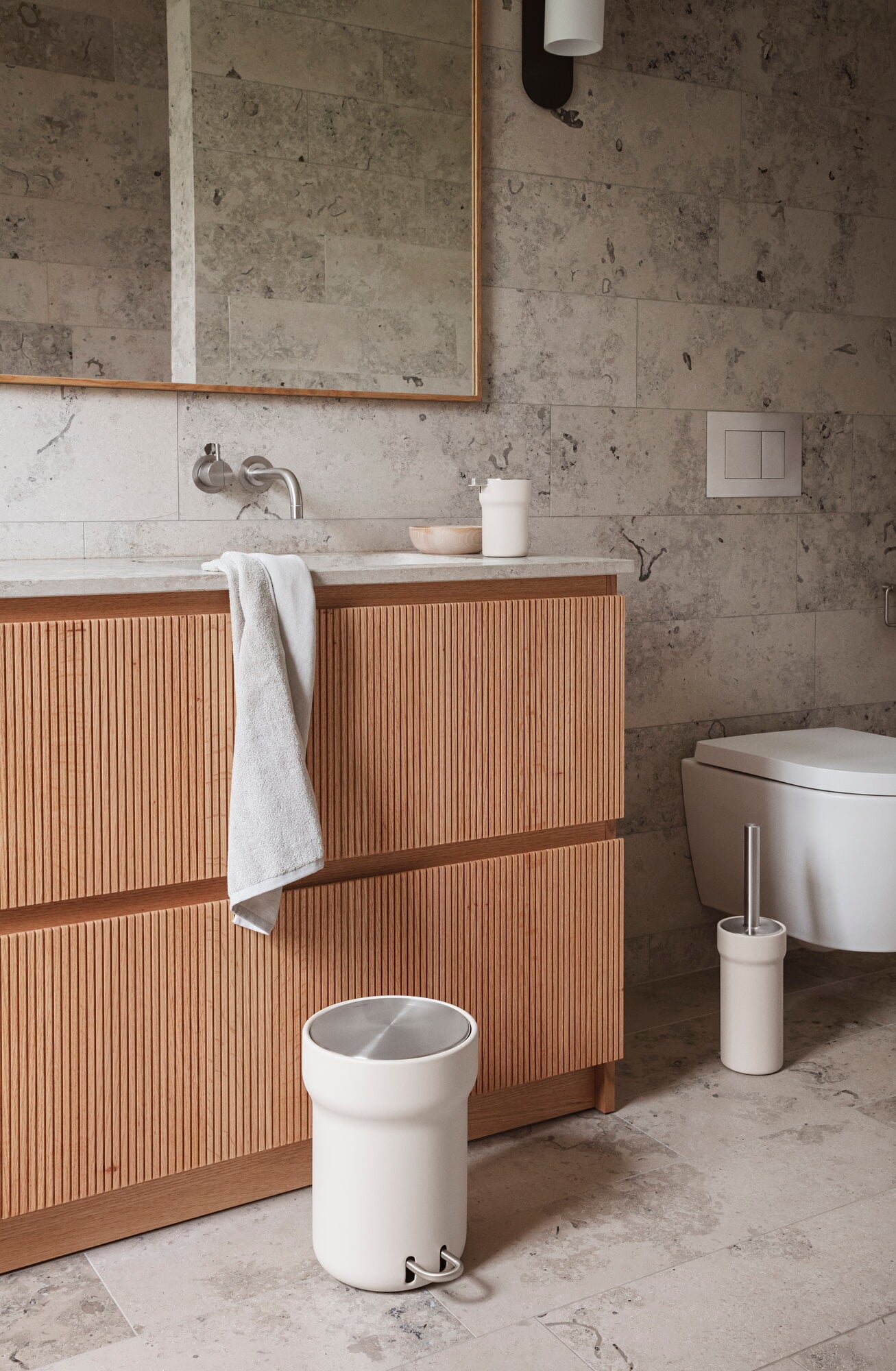 Eva Solo Citadel saippua-annostelija, sand | Finnish Design Shop