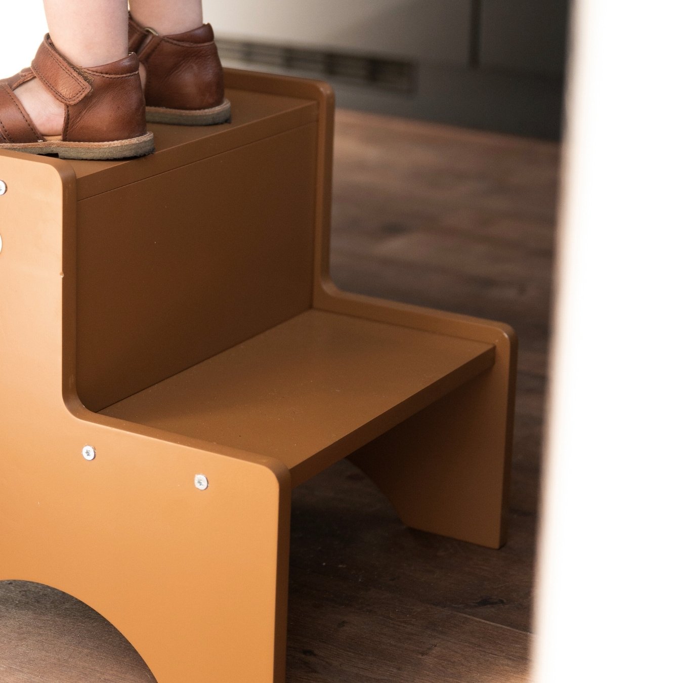 Nofred Step Up step ladder, brown | Finnish Design Shop