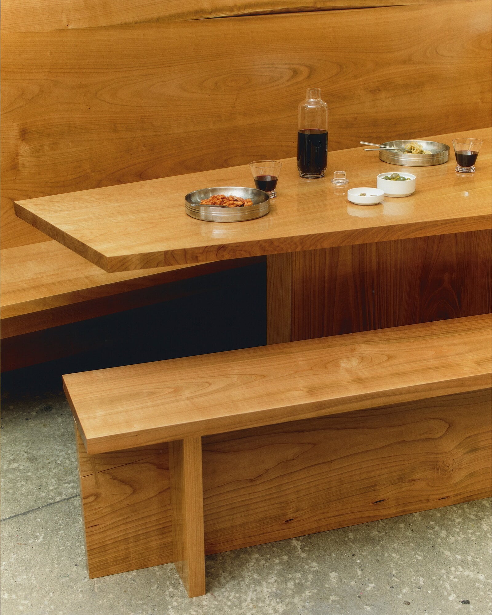 Service Projects Olive bowl, white | Finnish Design Shop