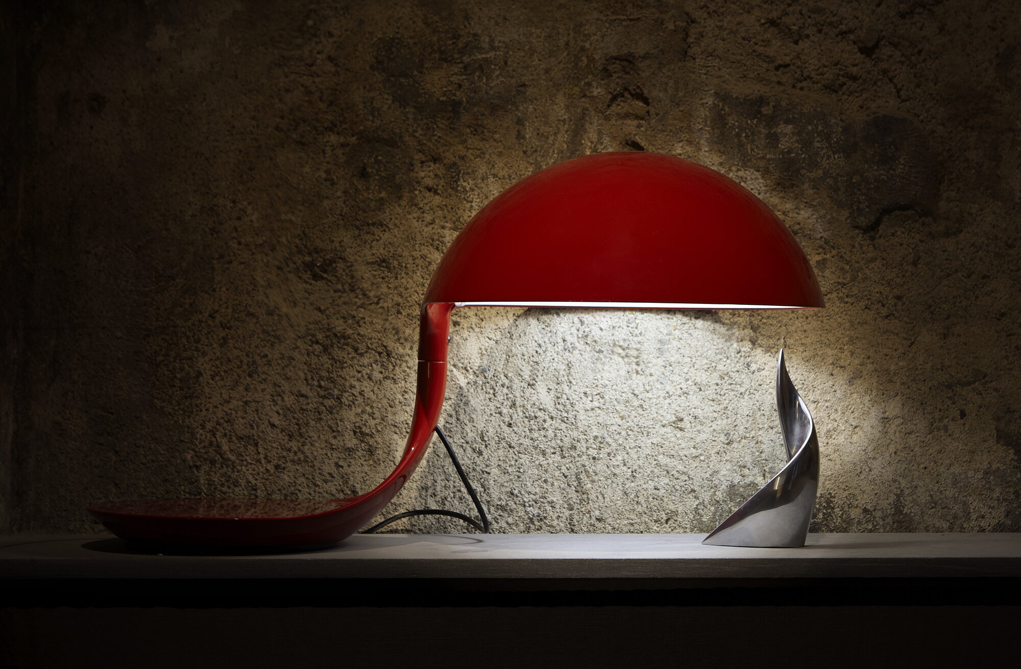 Martinelli Luce Cobra table lamp, 50 years, red | Finnish Design Shop UK