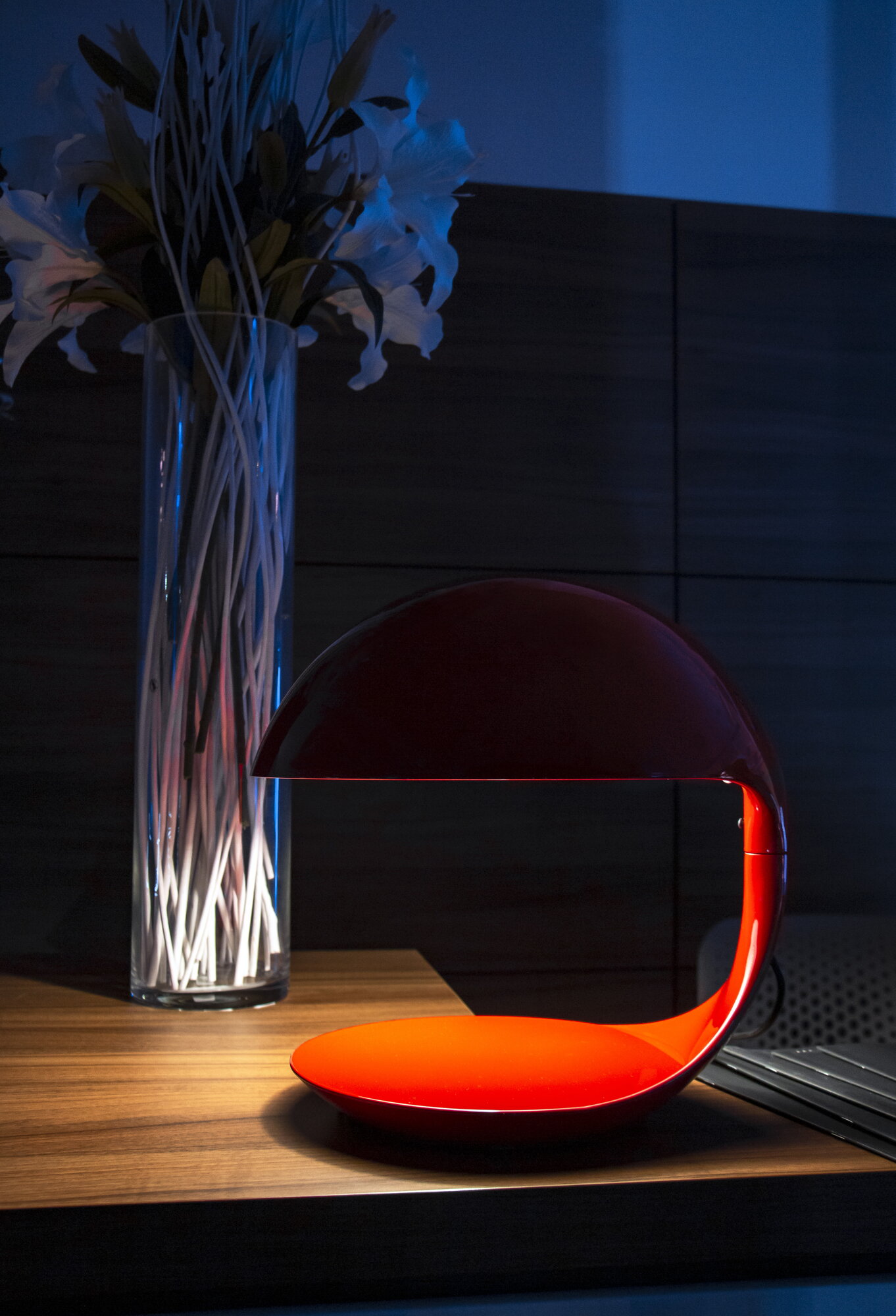 Martinelli Luce Cobra table lamp, 50 years, red | Finnish Design Shop UK