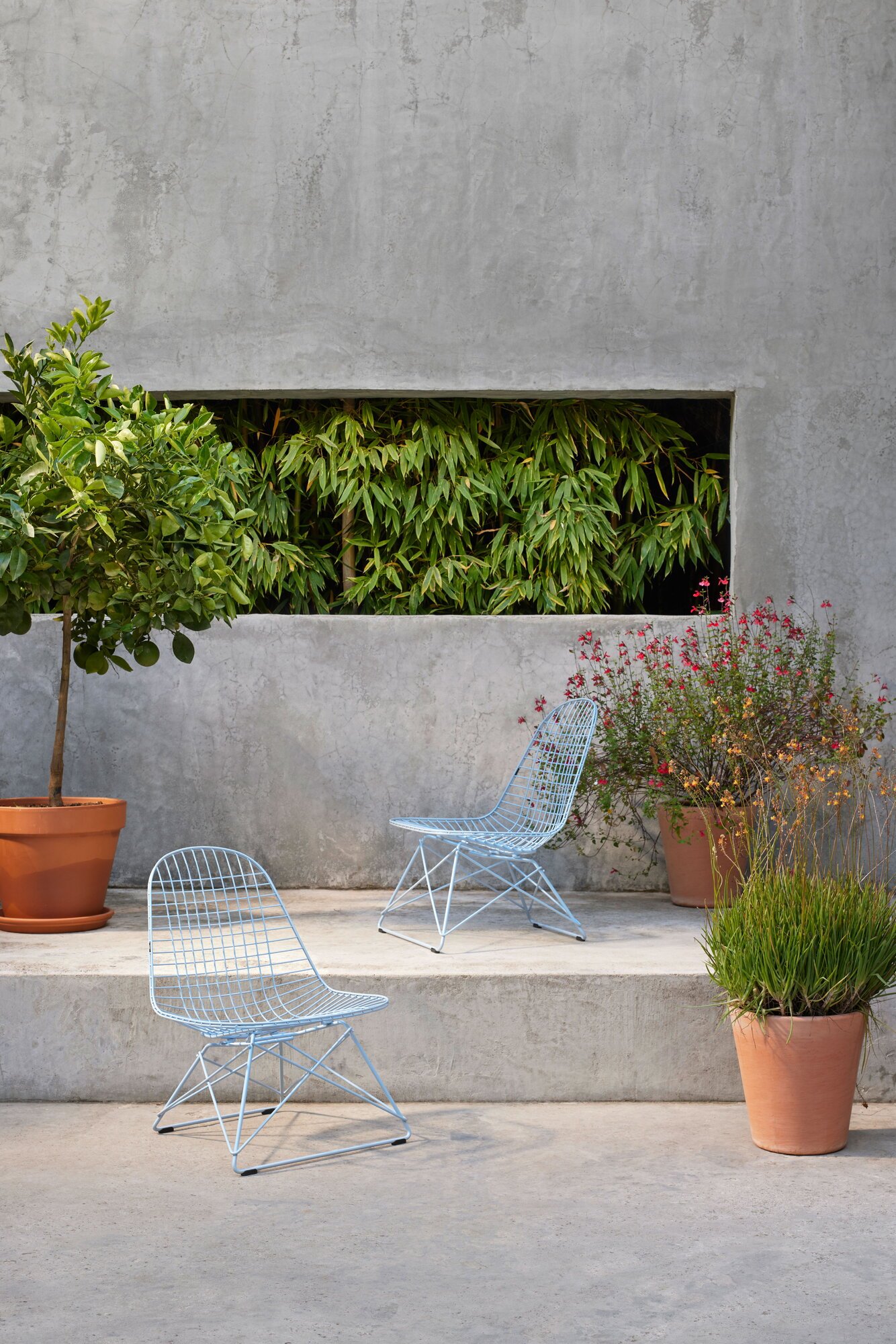 Vitra Wire Chair LKR, sky blue | Finnish Design Shop UK