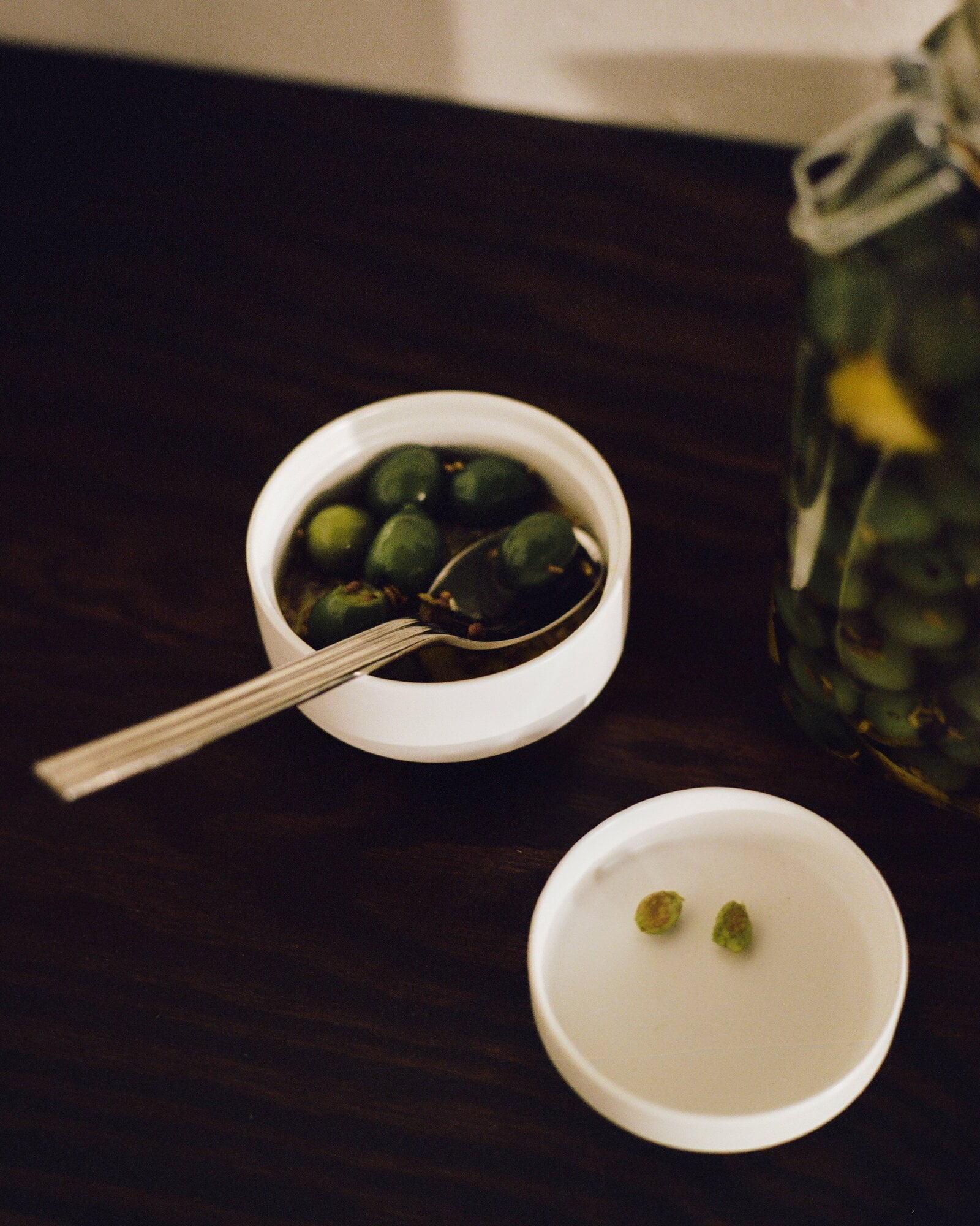 Service Projects Olive bowl, white | Finnish Design Shop