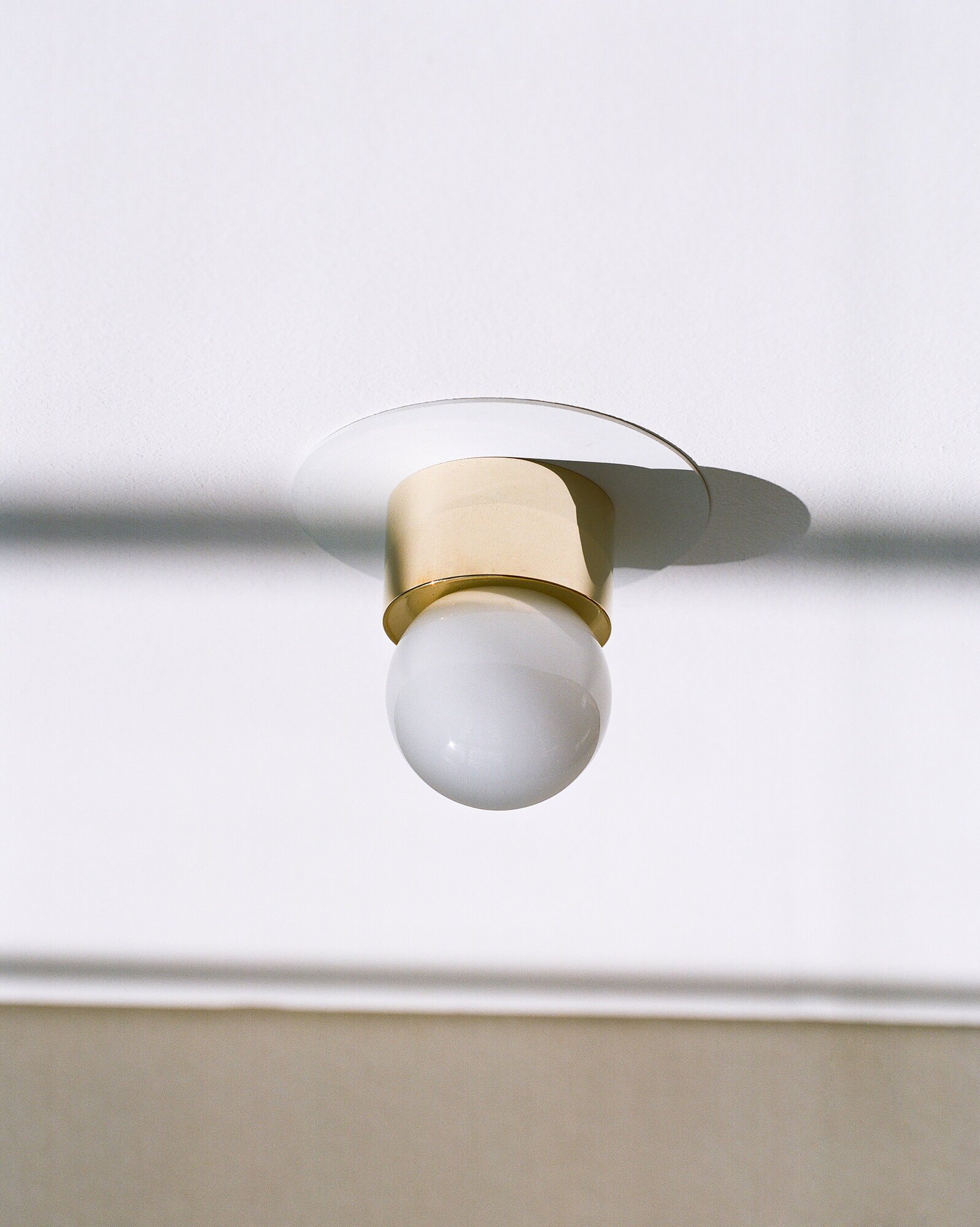 Michael Anastassiades Brass Architectural Collection wall/ceiling lamp ...