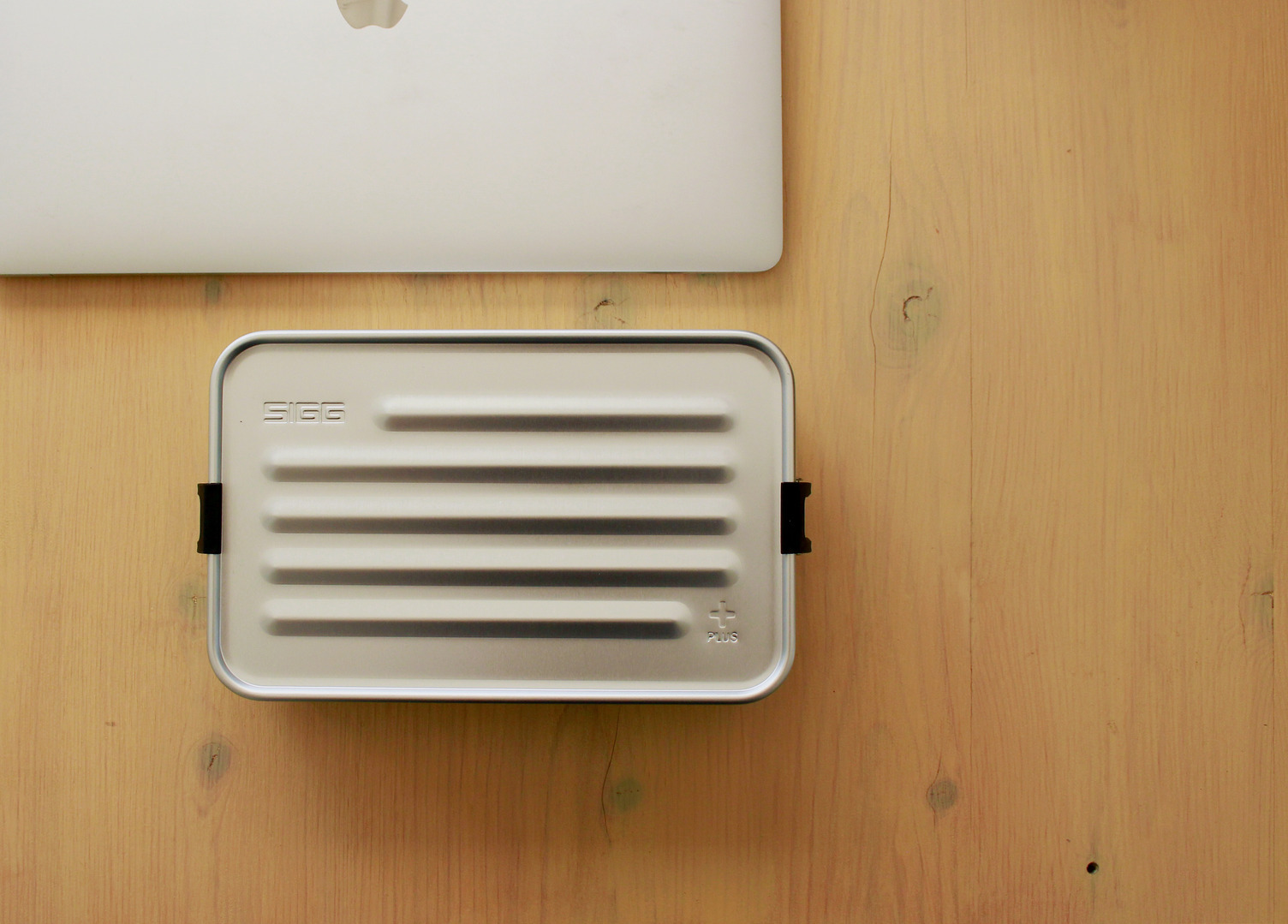 SIGG Metal Box Plus, L, aluminum | Finnish Design Shop