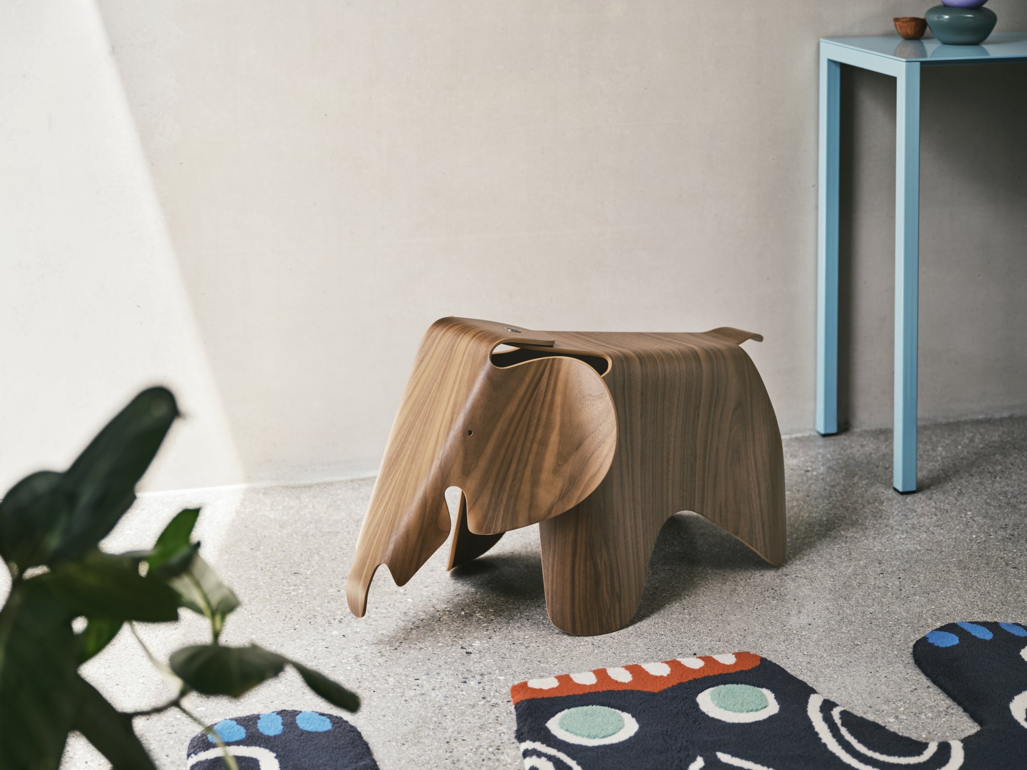 Vitra Eames Elephant, plywood, walnut | Finnish Design Shop