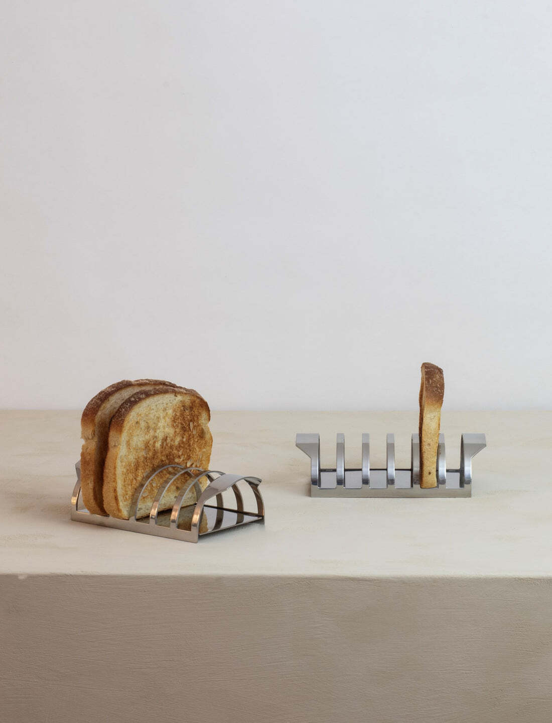 Stelton Arne Jacobsen toast rack, steel | Finnish Design Shop