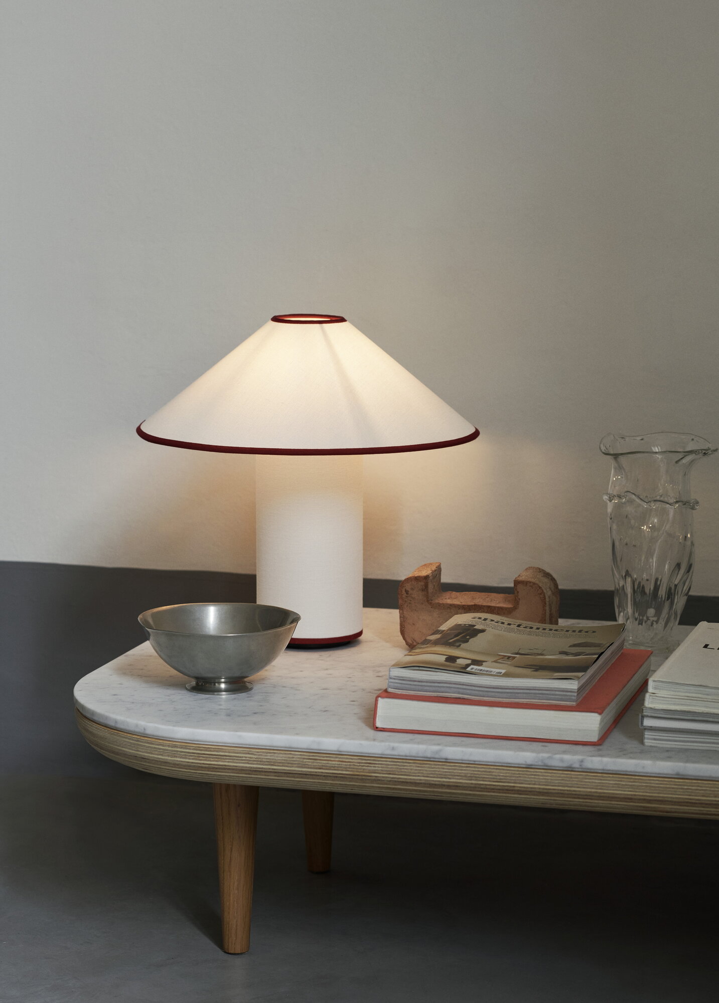 &Tradition Colette ATD6 table lamp, white - merlot | Finnish Design Shop