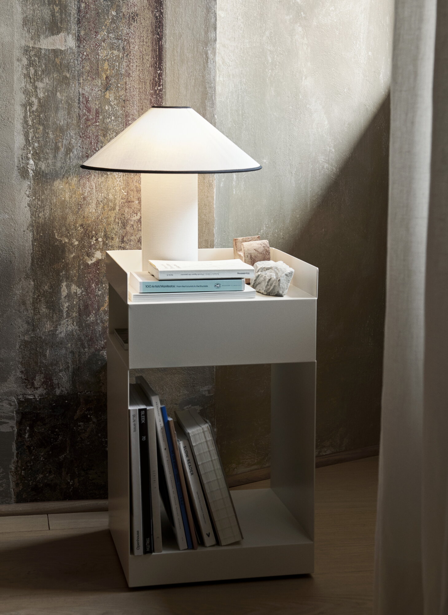 &Tradition Colette ATD6 table lamp, white - black | Finnish Design Shop