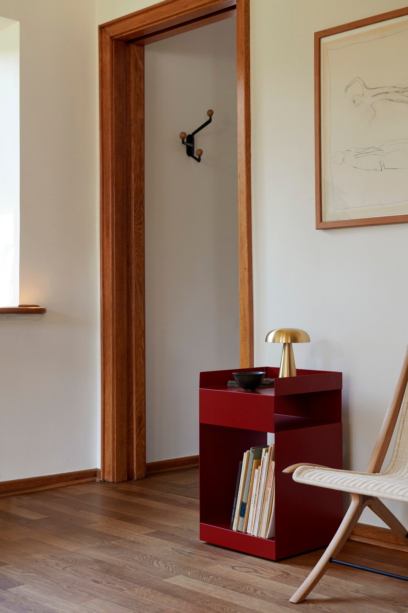 &Tradition X HM10 lounge chair, oak with walnut insert - natural ...