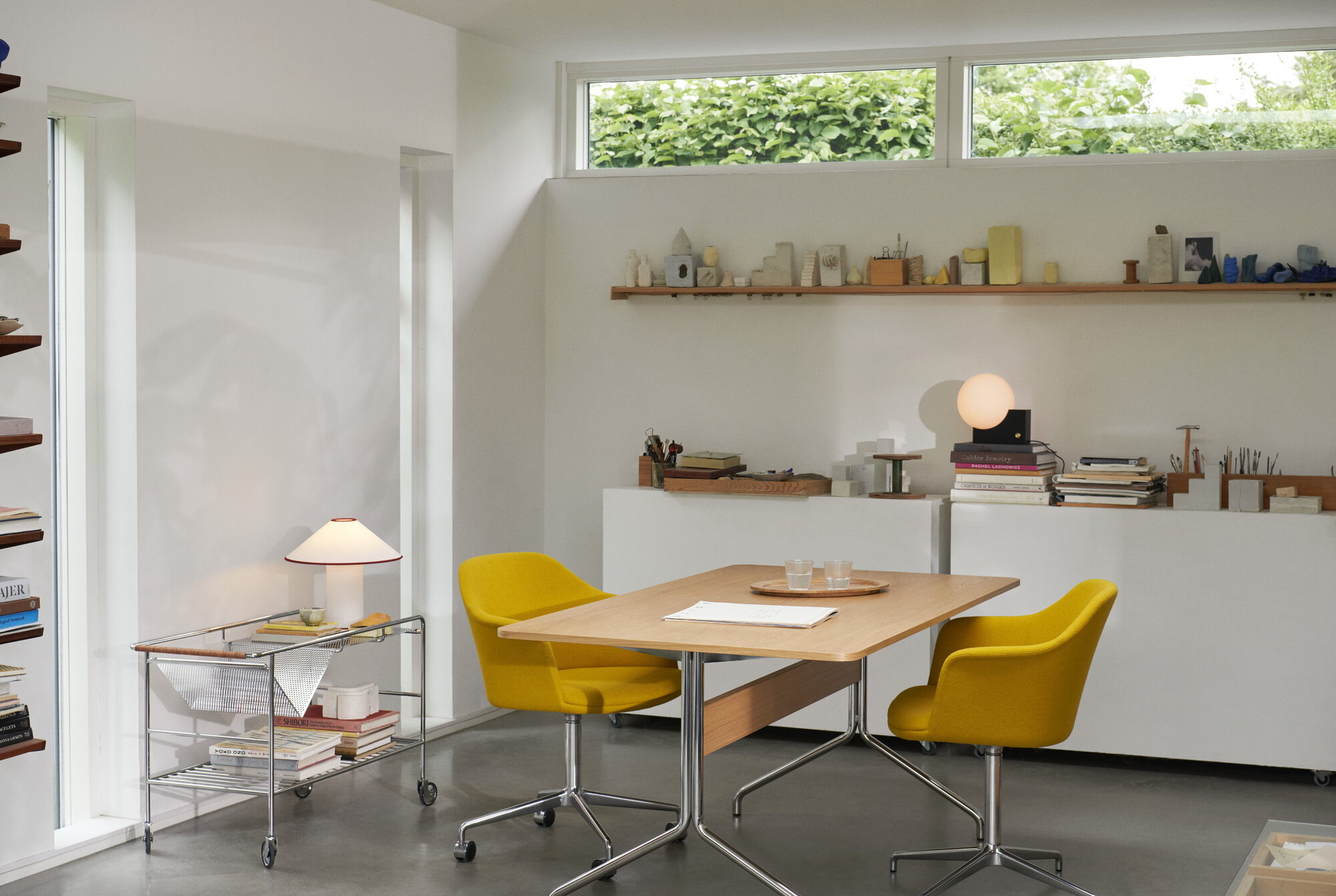 &Tradition Colette ATD6 table lamp, white - merlot | Finnish Design Shop