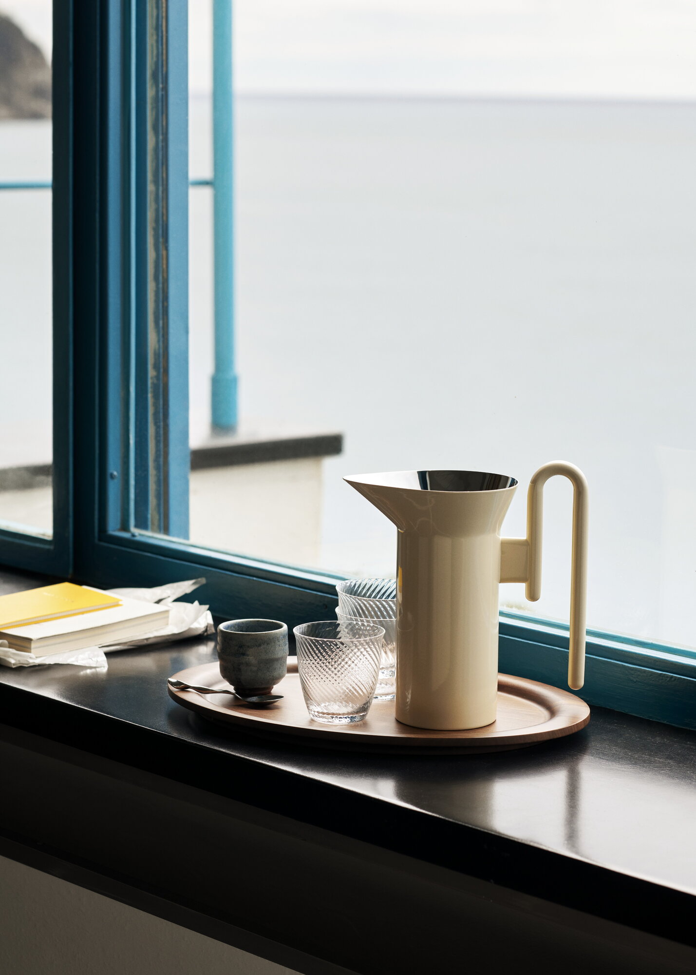 &Tradition Momento jug JH38, 1 L, ivory | Finnish Design Shop