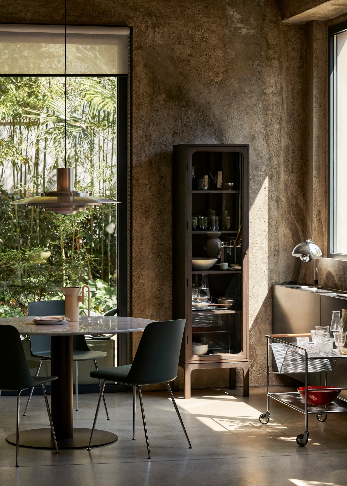 &Tradition Tavolo In Between SK20, nero - marmo bianco | Finnish Design ...