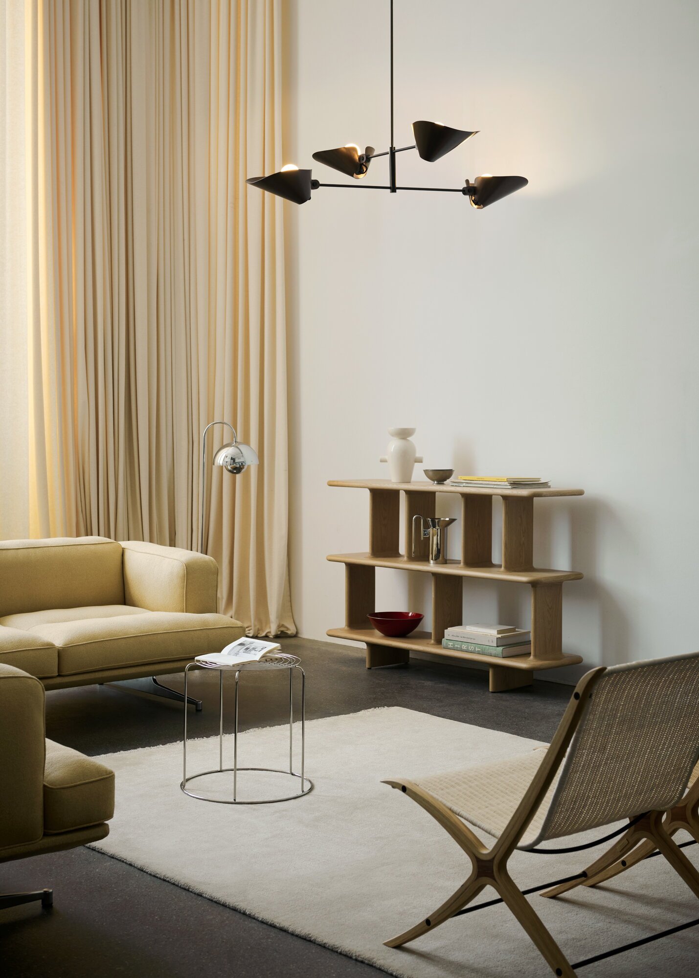 &Tradition X HM10 lounge chair, oak with walnut insert - natural ...