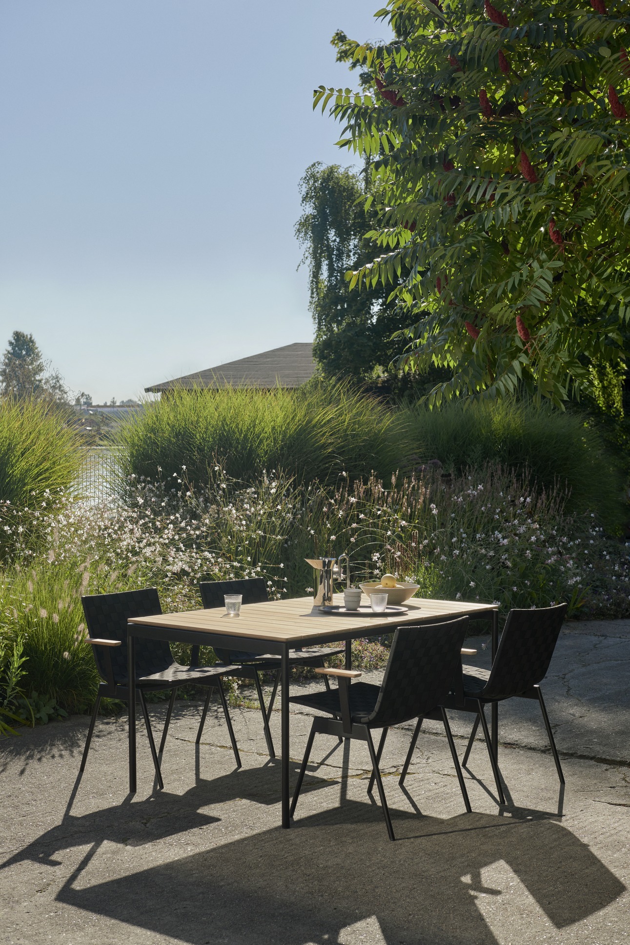 &Tradition Ville AV25 table, 150 x 90 cm, teak - warm black | Finnish ...