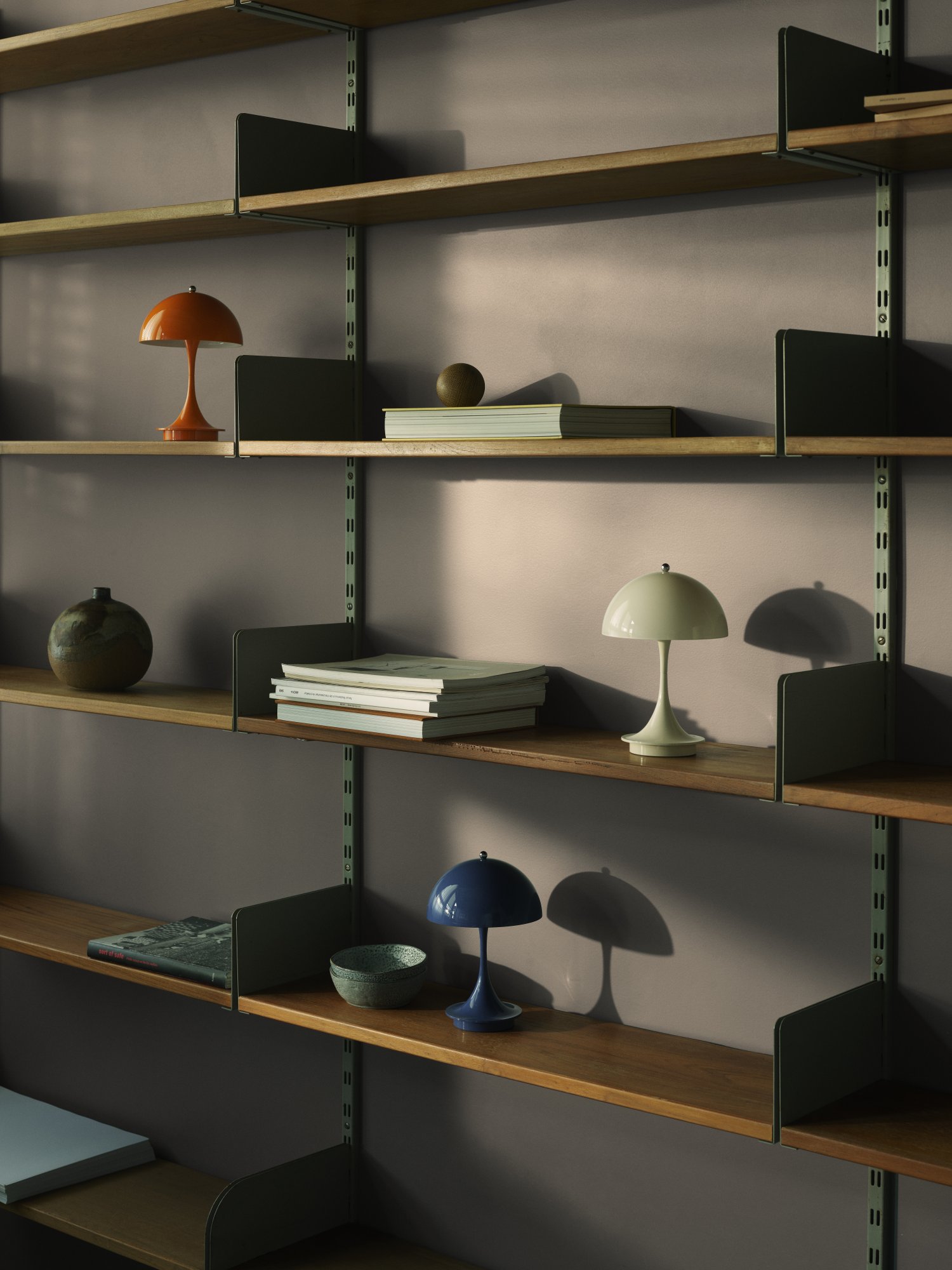 Louis Poulsen Panthella 160 Portable V3 table lamp, orange | Finnish ...