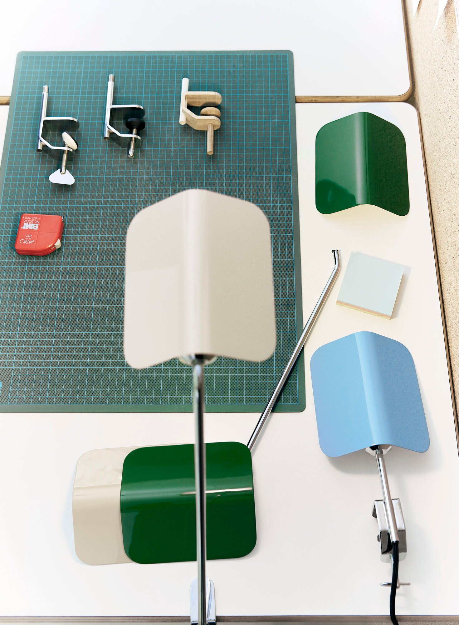 HAY Apex desk clip lamp, emerald green | Finnish Design Shop
